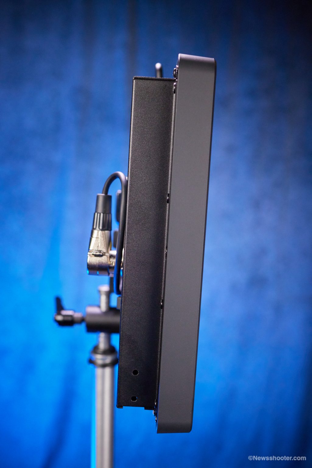 OSEE Megamon 15 1000 nit 15" Monitor Review - Newsshooter