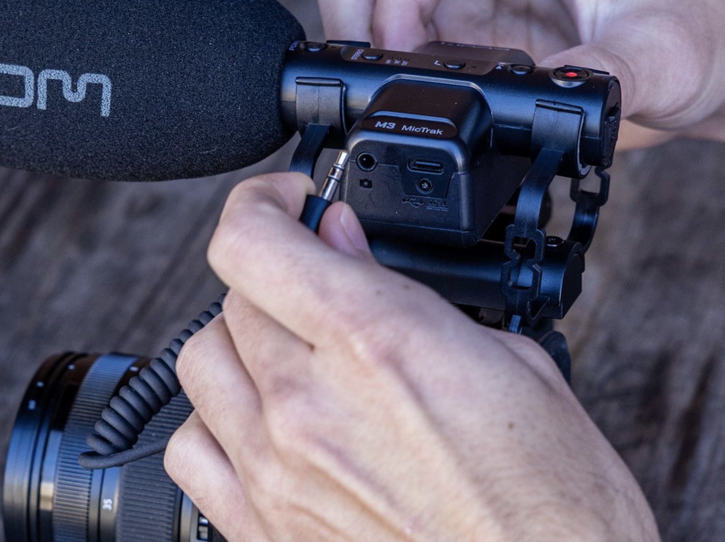 ZOOM M3 MicTrak Stereo Shotgun Microphone & Recorder - Newsshooter