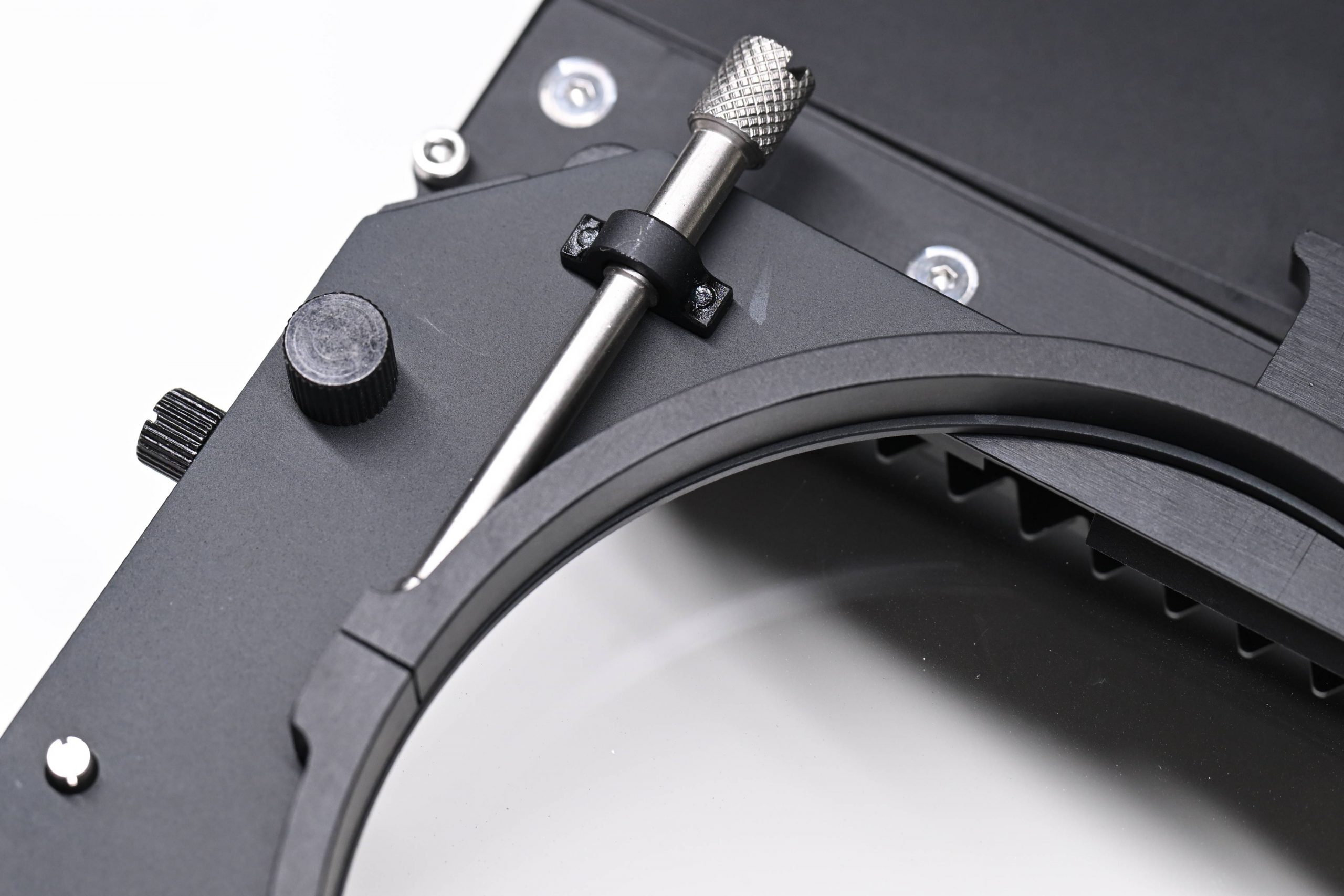 Movmax Hurricane Rain Deflector 22 - Newsshooter