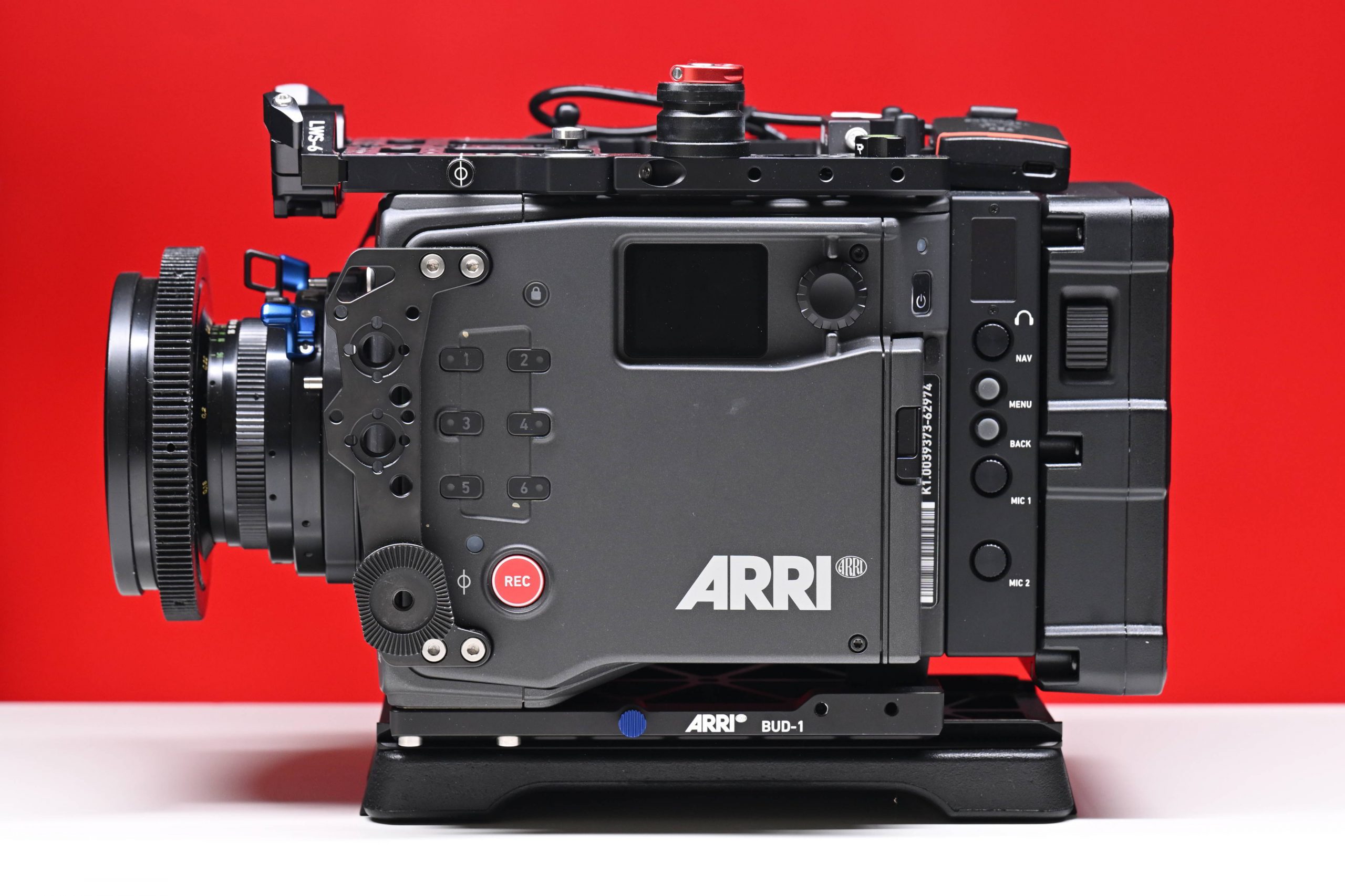 SWIT BIVO B Mount Batteries 14 - Newsshooter