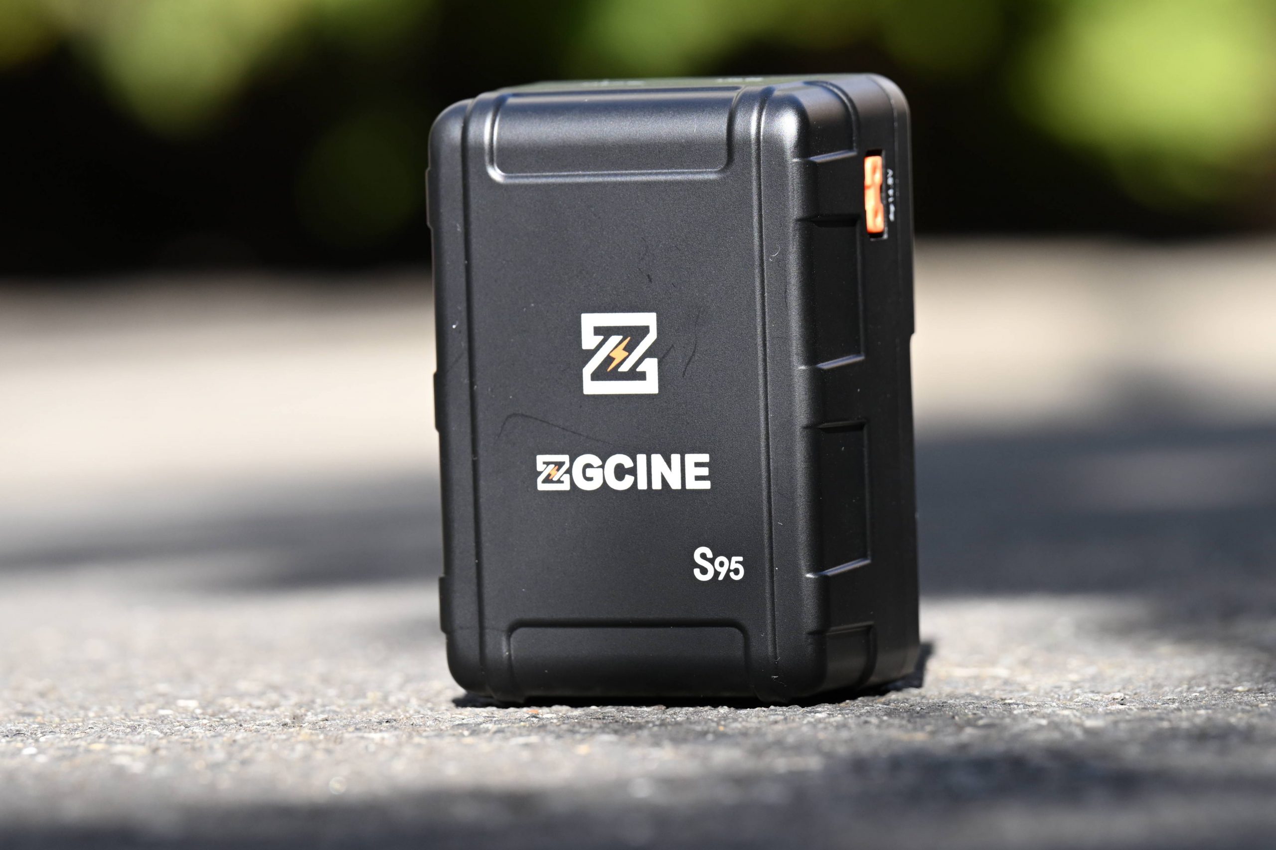 ZGCINE ZG-S95 V-Mount Battery Review - Newsshooter