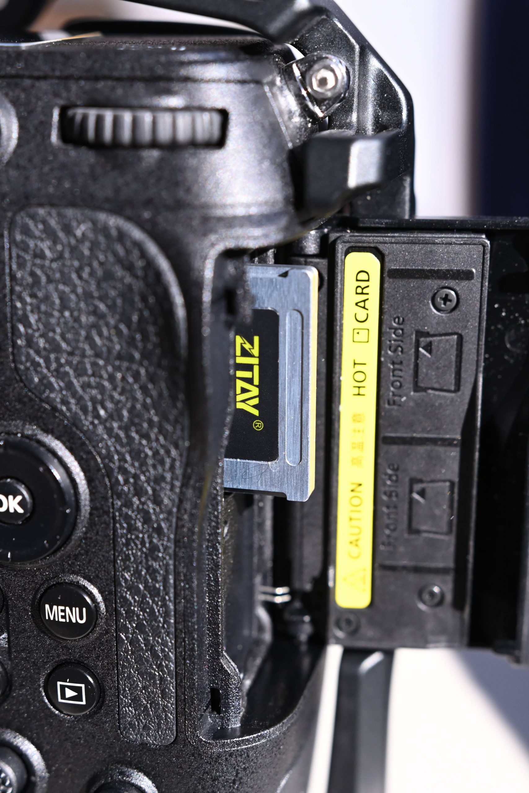 ZITAY CFexpress Type B Card to NVME M.2 2230 SSD Adapter Review - Newsshooter