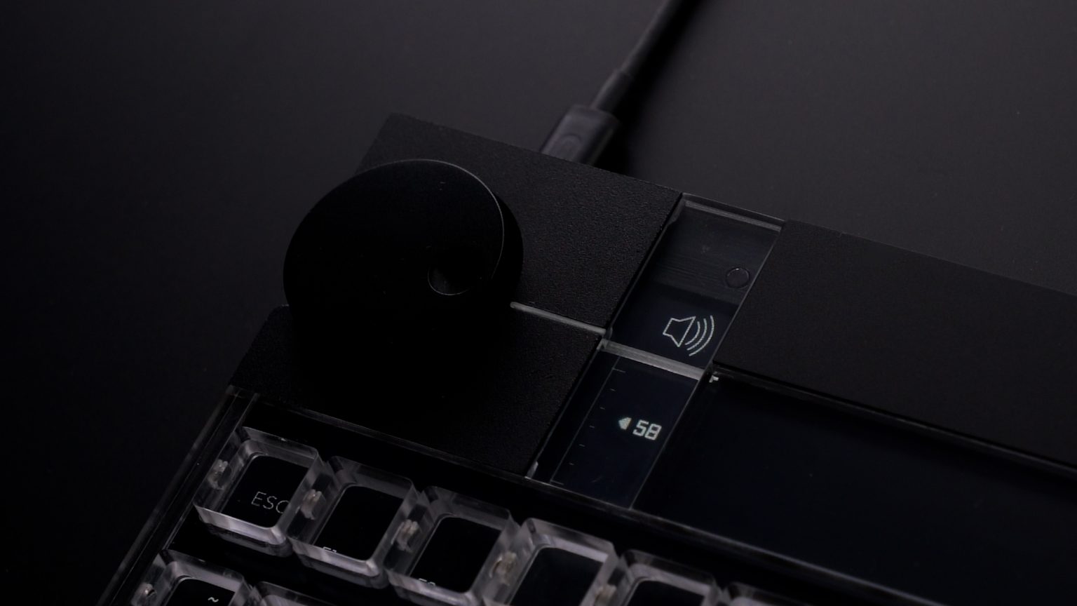 Flux Keyboard - A transparent keyboard with integrated display that ...