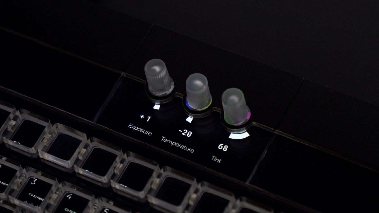 Flux Keyboard - A transparent keyboard with integrated display that ...