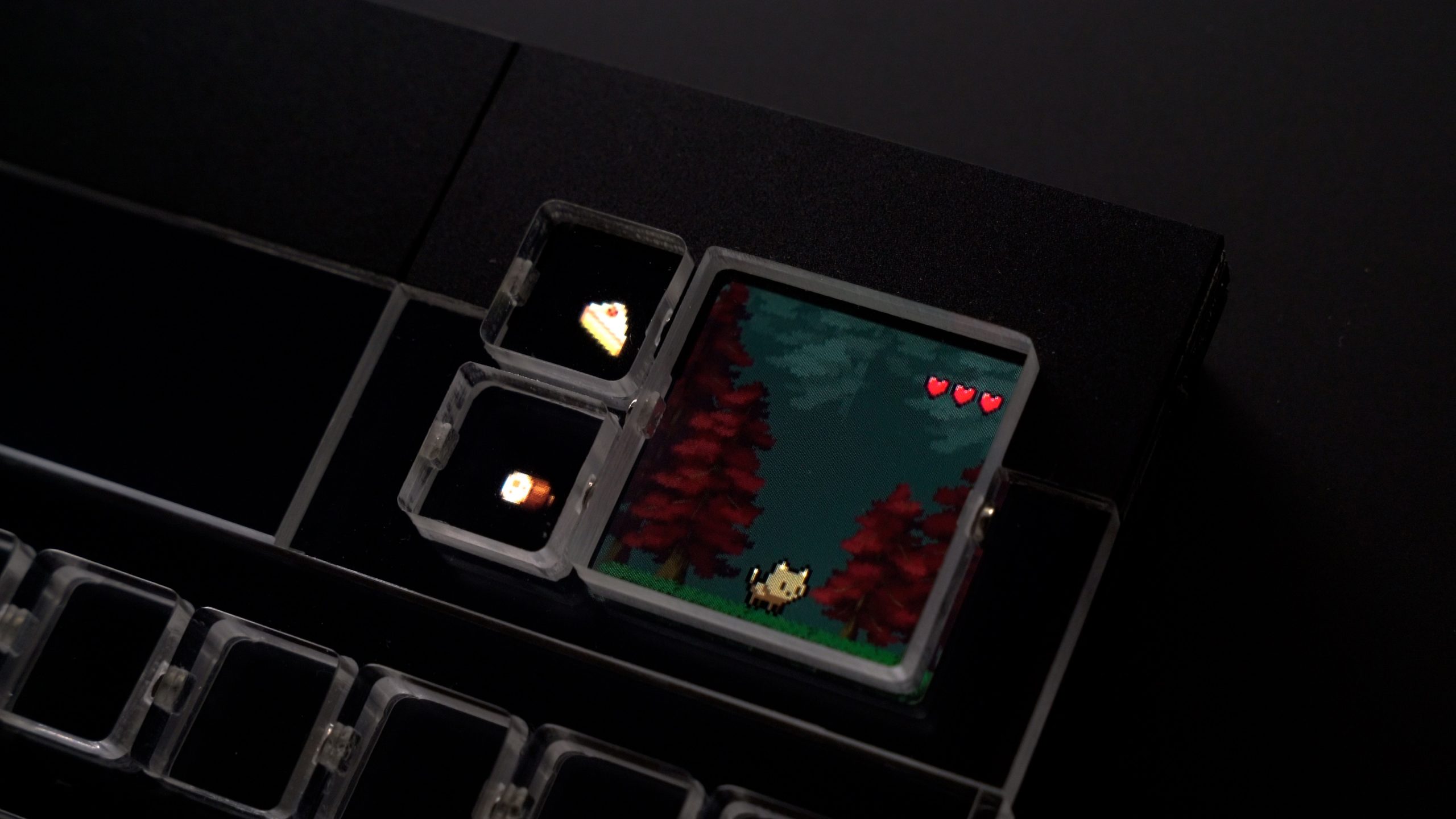 Flux Keyboard - A transparent keyboard with integrated display that ...