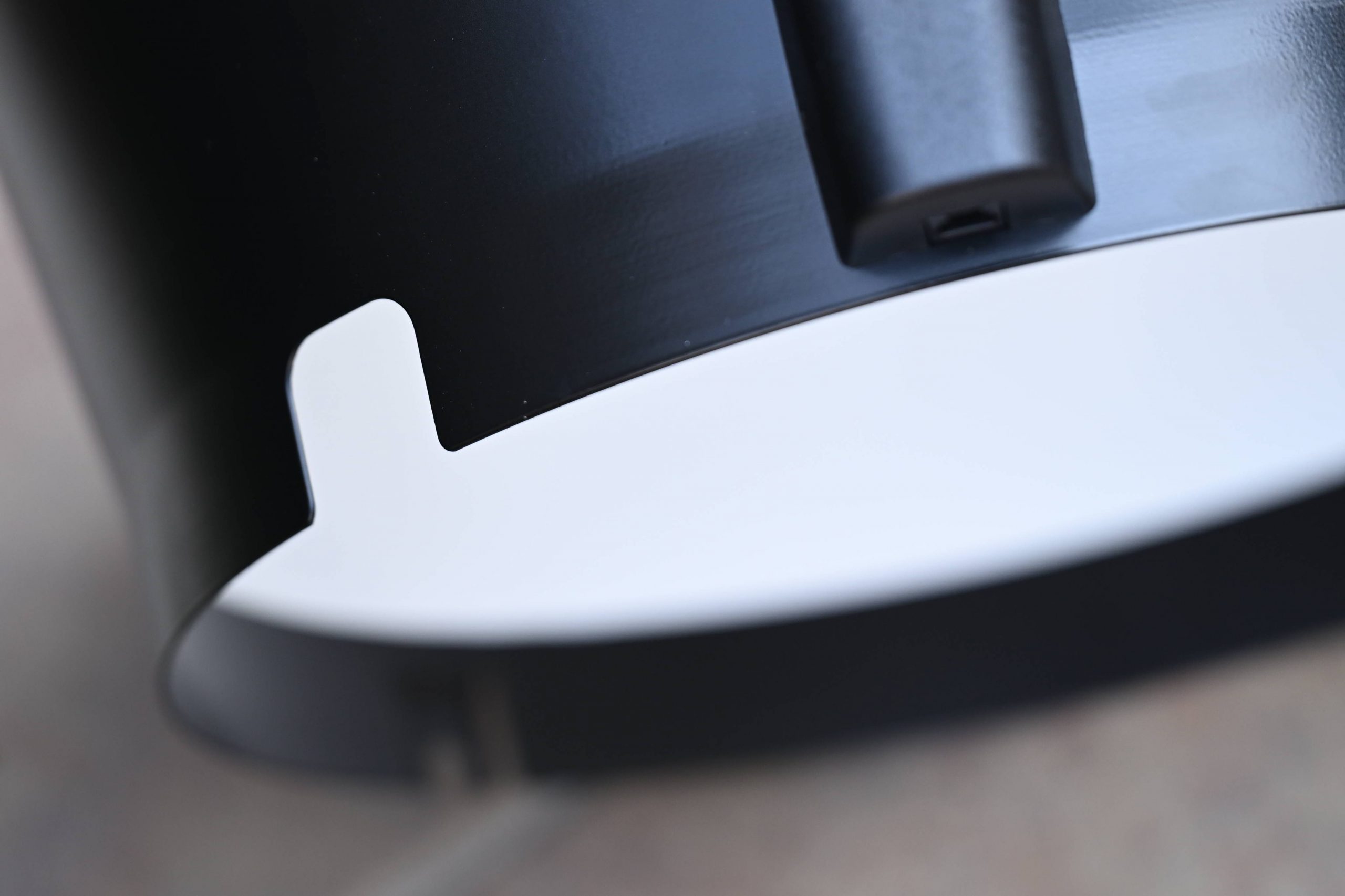 Rotolight AEOS 2 SmartSoft Box Review - Newsshooter