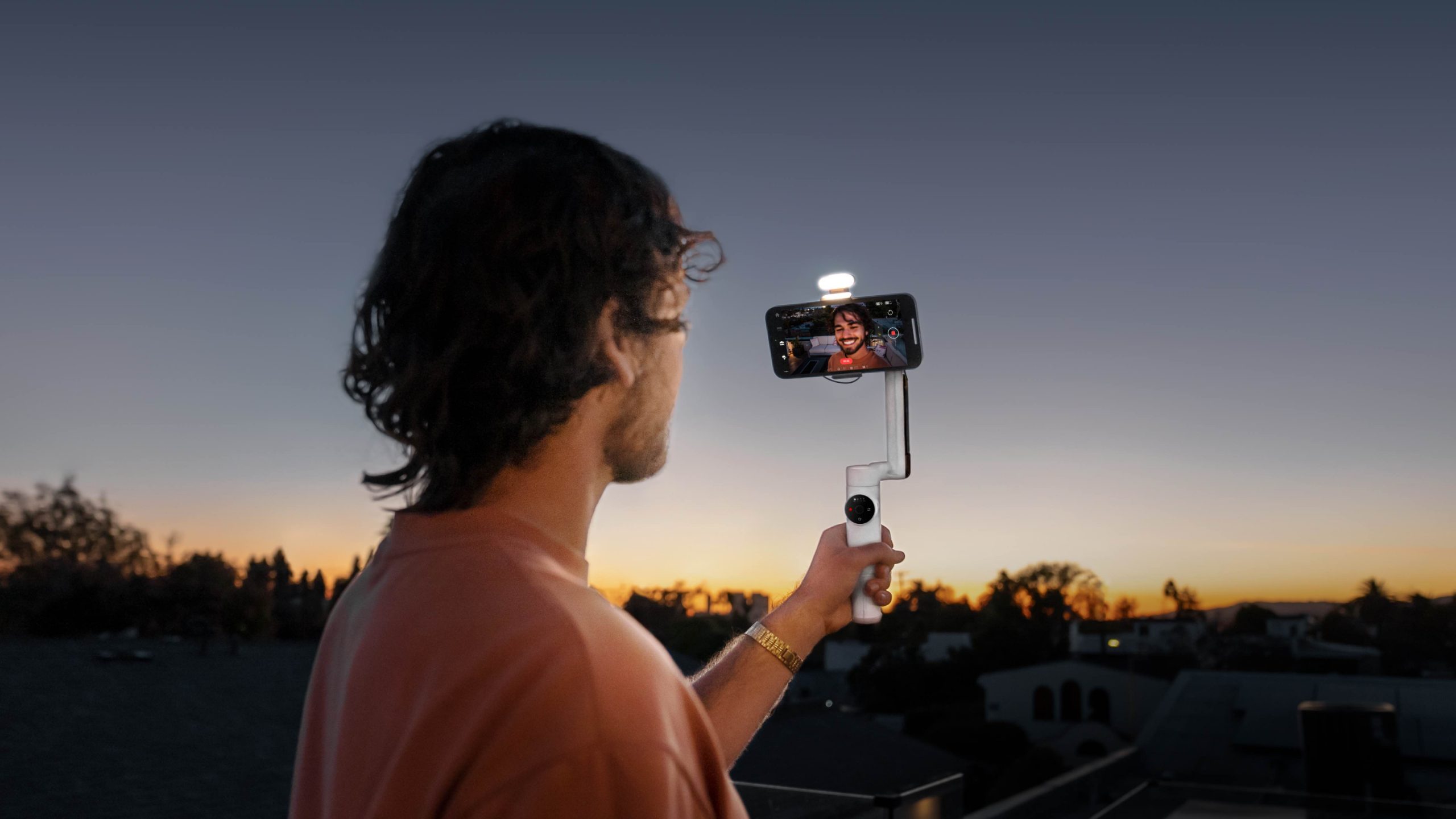 Spotlight 01 - Newsshooter