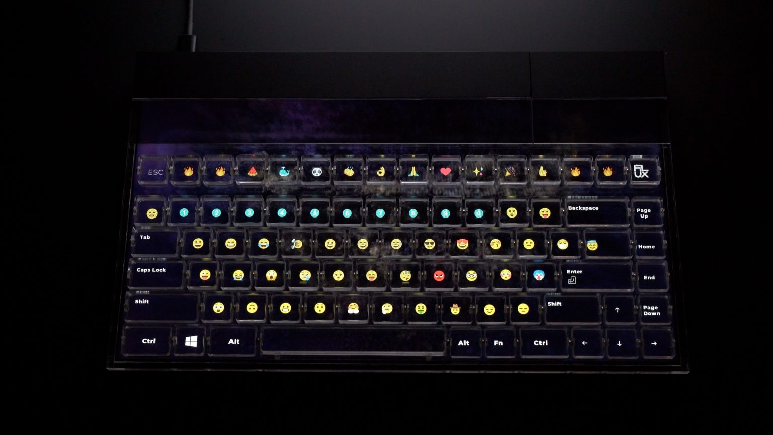 Flux Keyboard - A transparent keyboard with integrated display that ...