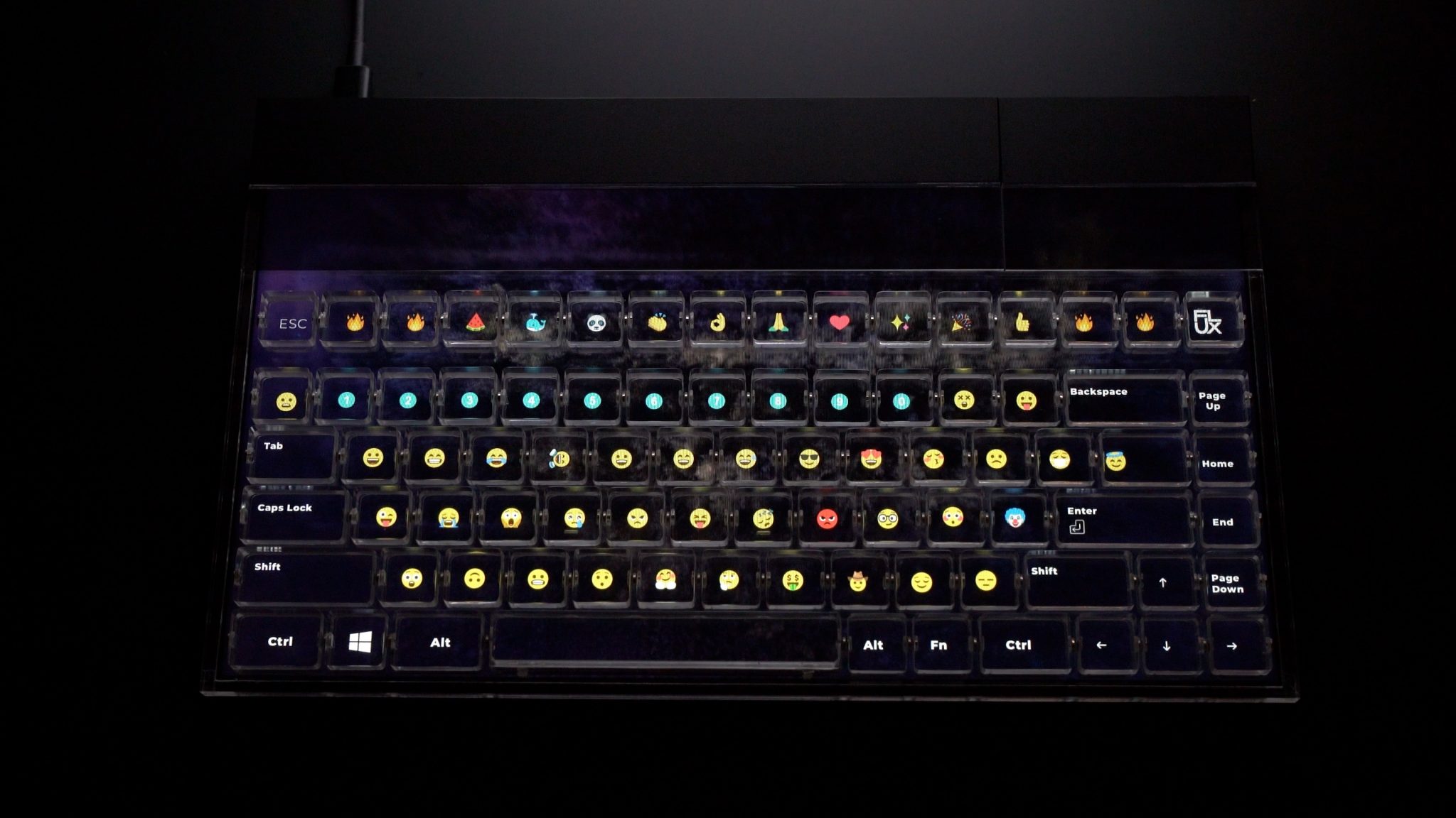 Flux Keyboard - A transparent keyboard with integrated display that ...