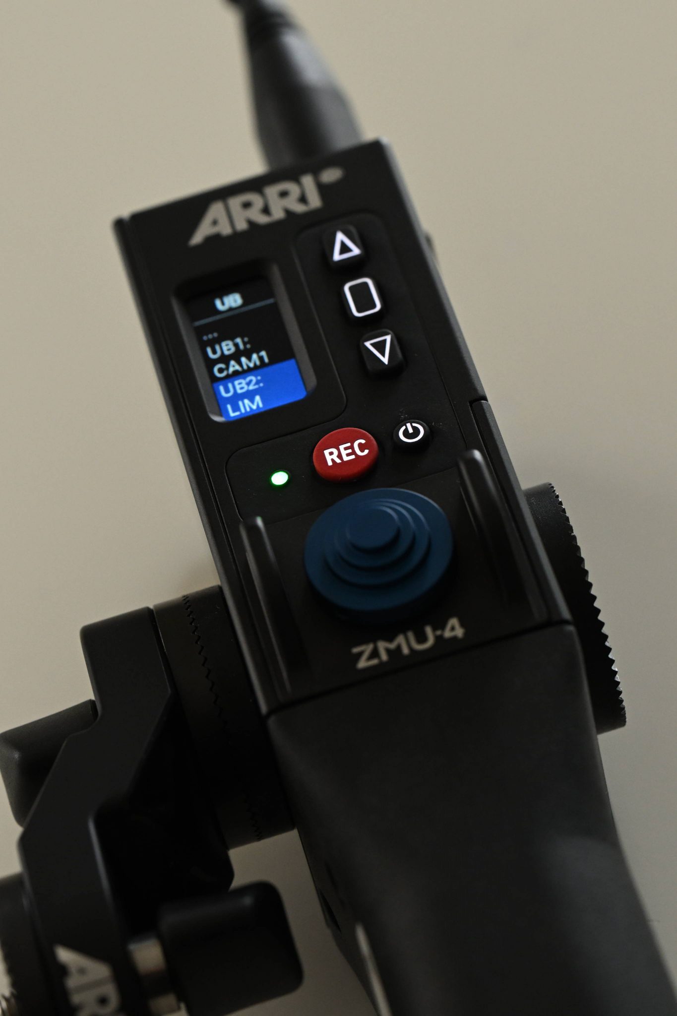ARRI ZMU 4 Zoom Command 134 03 - Newsshooter