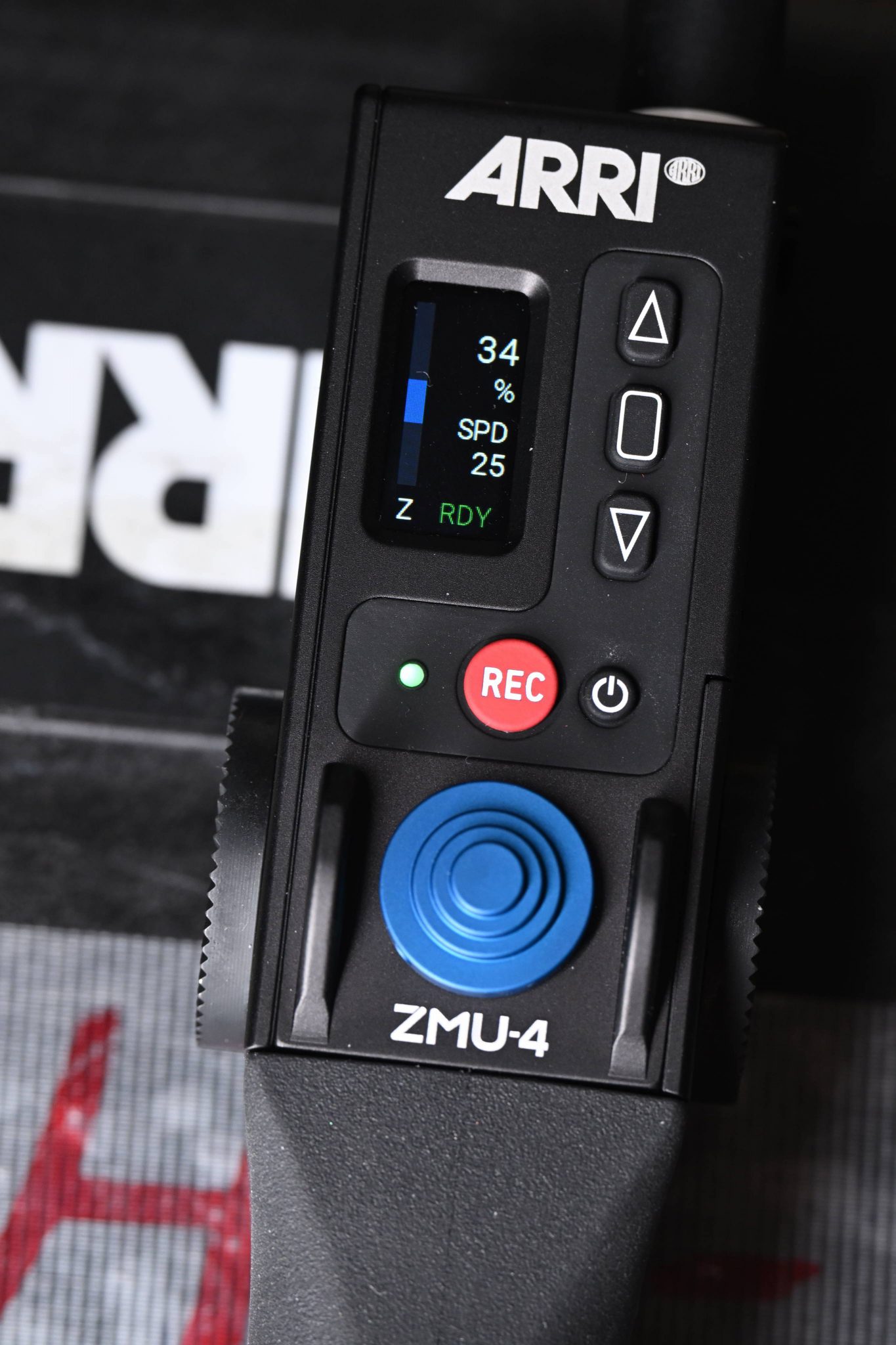 ARRI ZMU 4 Zoom Command 138 06 - Newsshooter