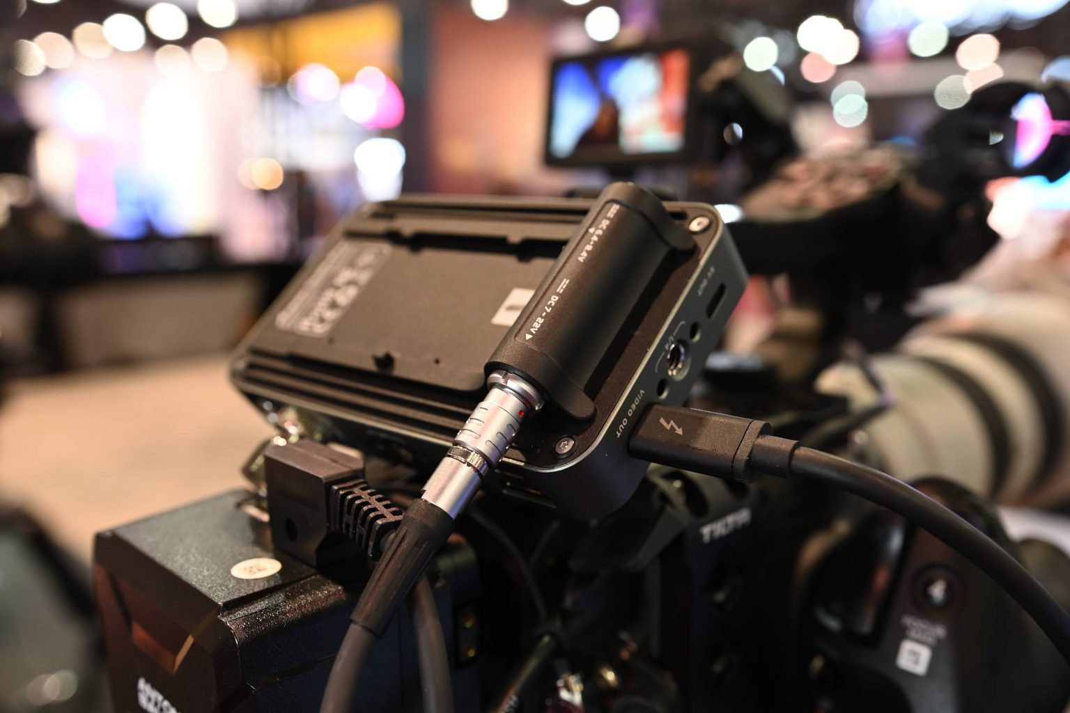 Accsoon SeeMo Pro SDI First Look at NAB 2023 - Newsshooter