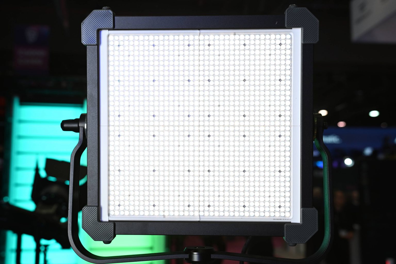 Godox Knowled P600Bi Hard & Flexible LED Panels - Newsshooter