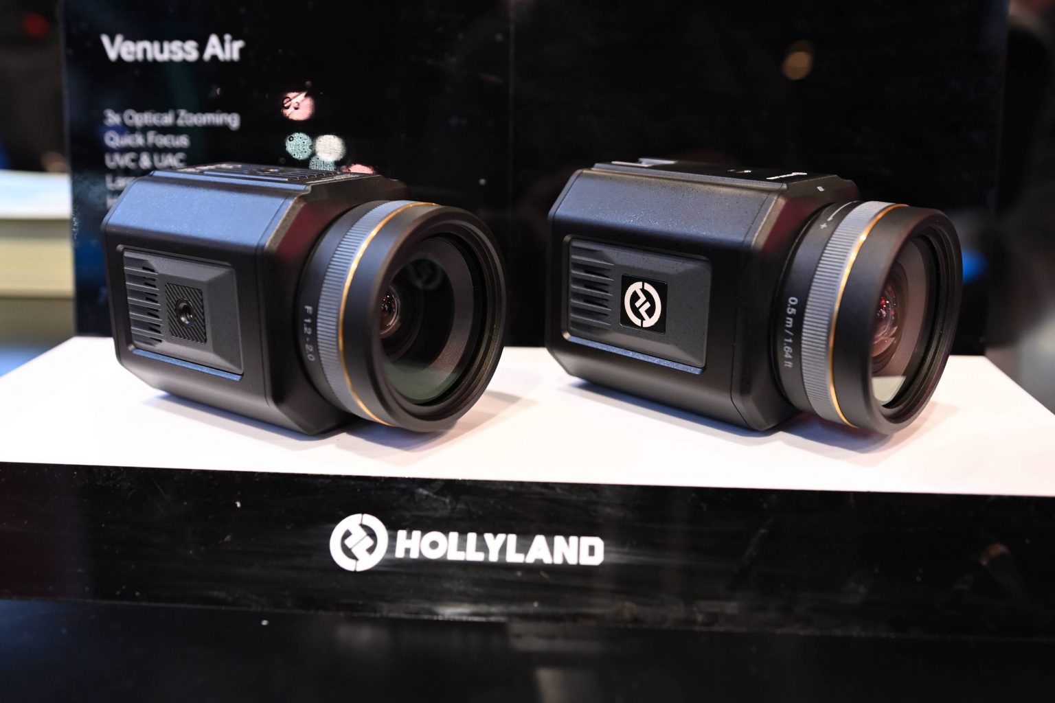 Hollyland VenusLiv & VenusLiv Air Live Streaming Cameras - Newsshooter