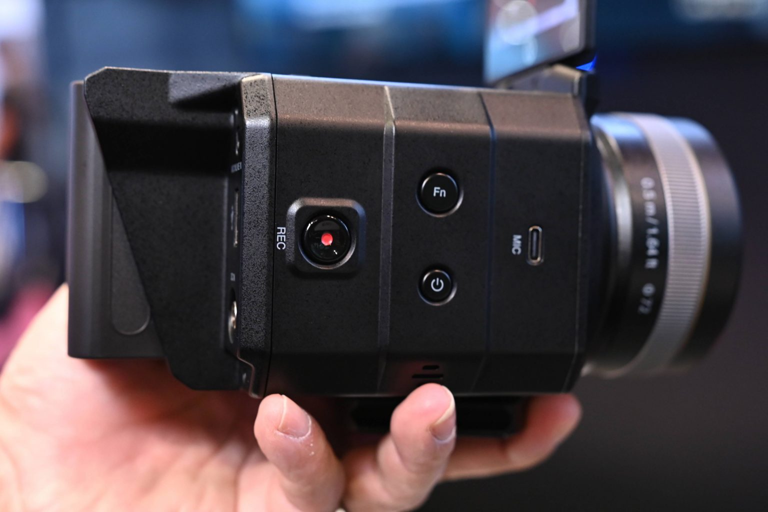 Hollyland VenusLiv & VenusLiv Air Live Streaming Cameras - Newsshooter