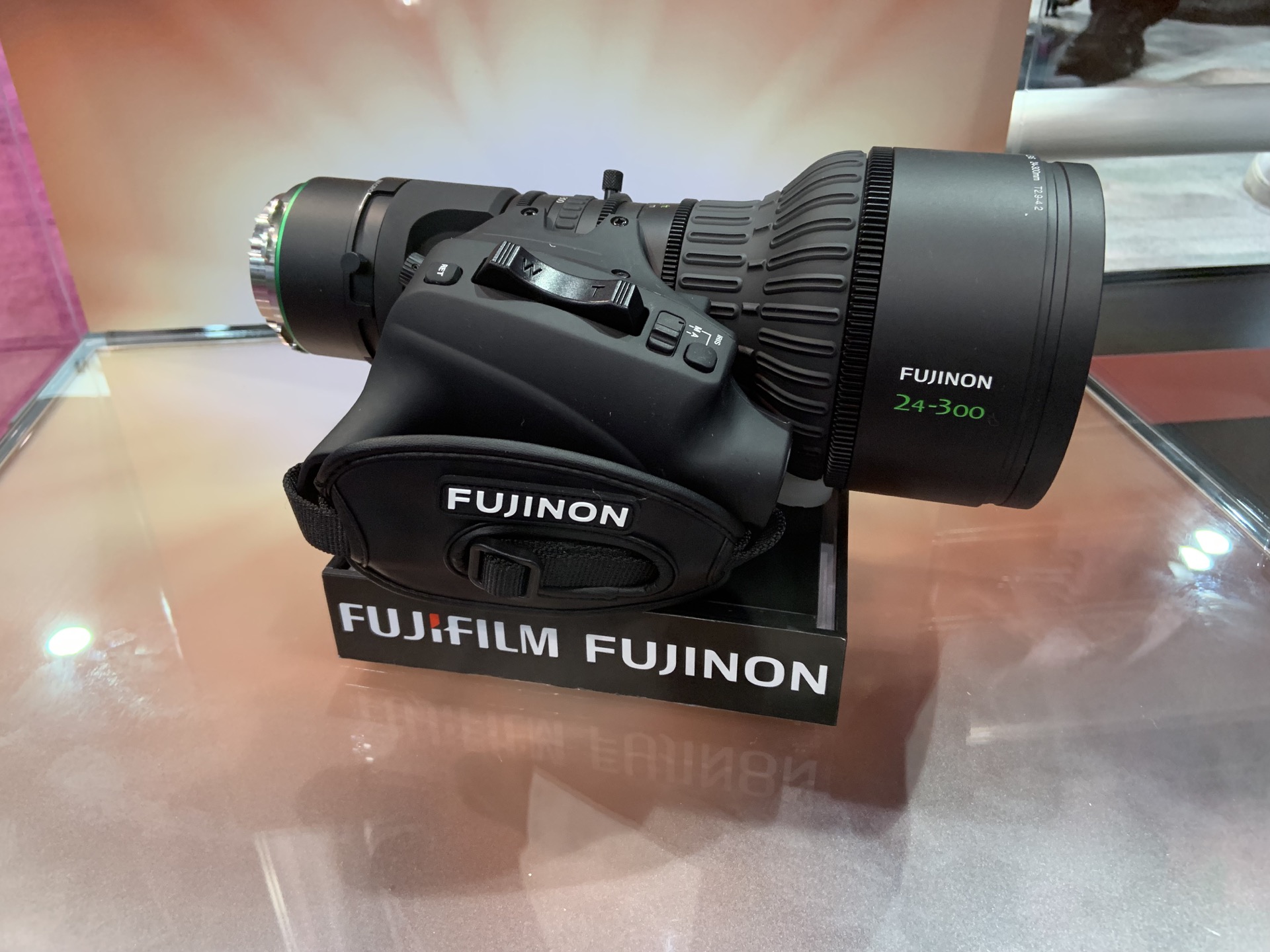 Fujifilm Fujinon DUVO 24-300 Announced - Newsshooter