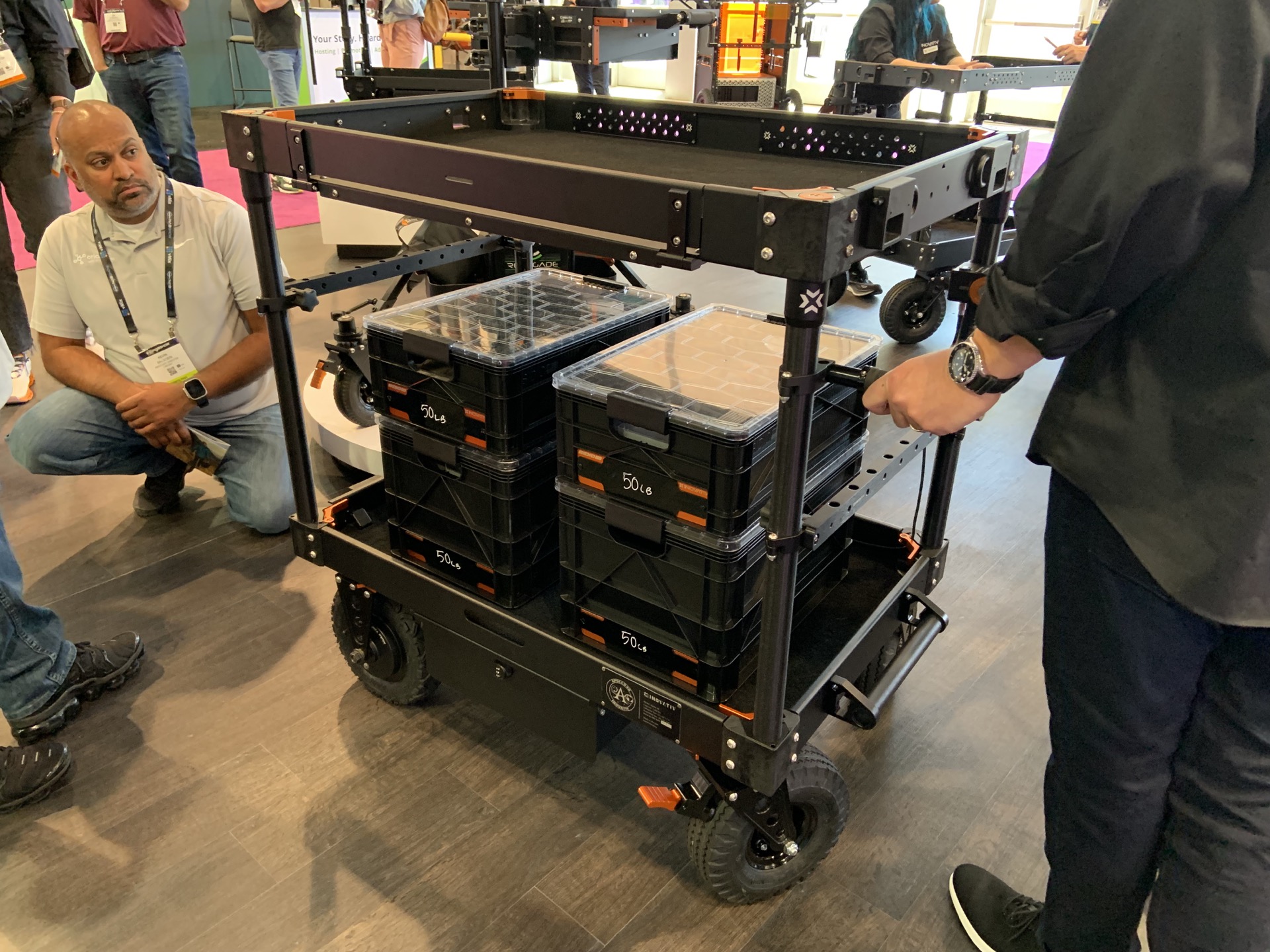 INOVATIV Motorized Apollo Workstation Cart - Newsshooter