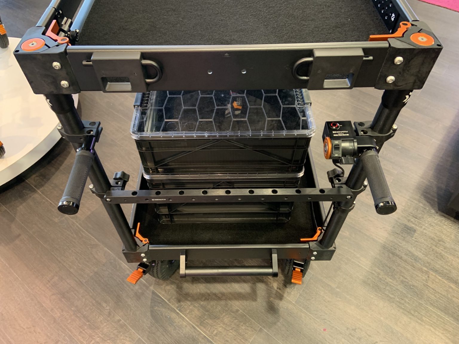 INOVATIV Motorized Apollo Workstation Cart - Newsshooter