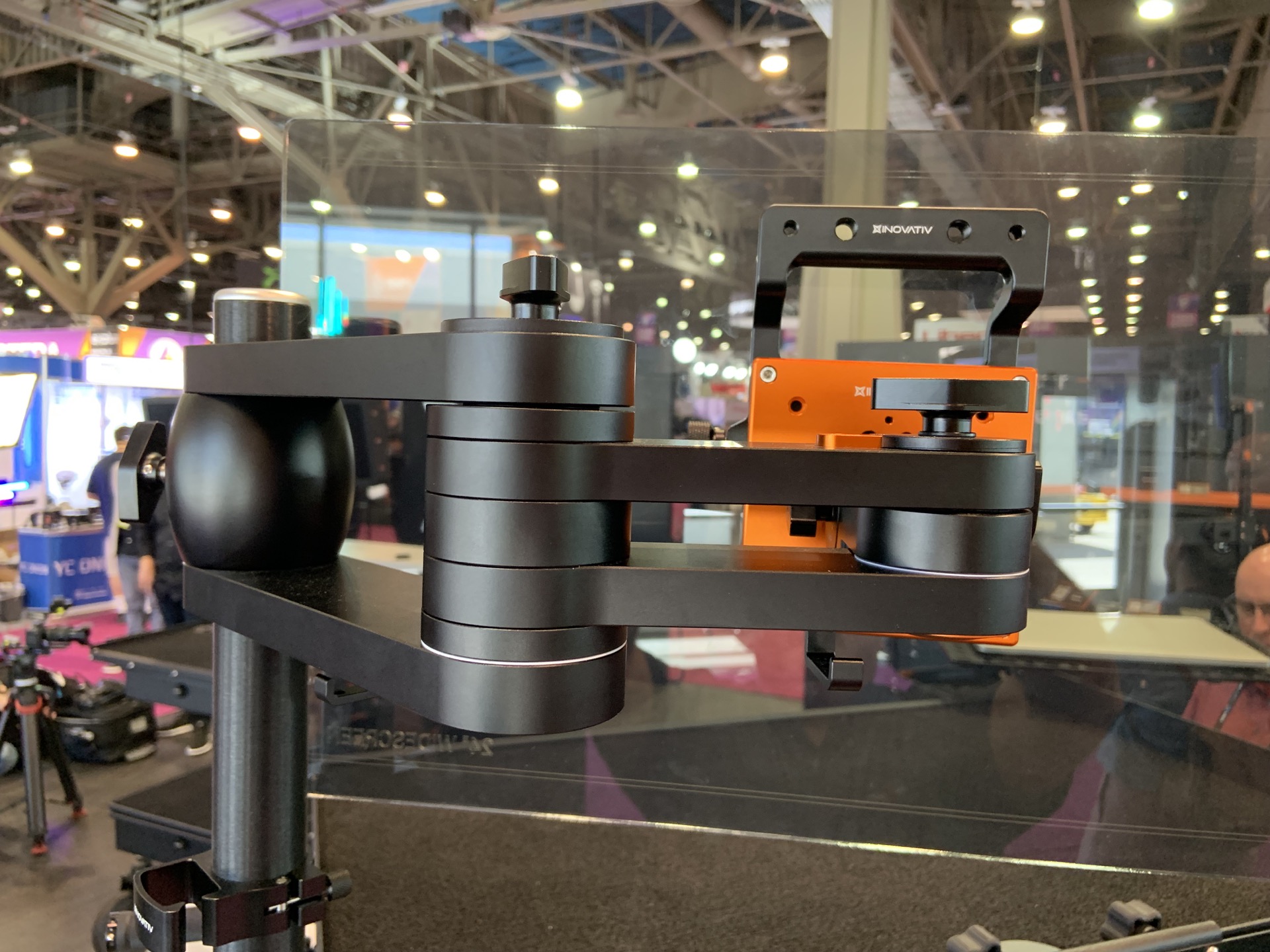 INOVATIV Workstation and Cart Monitor System - Newsshooter