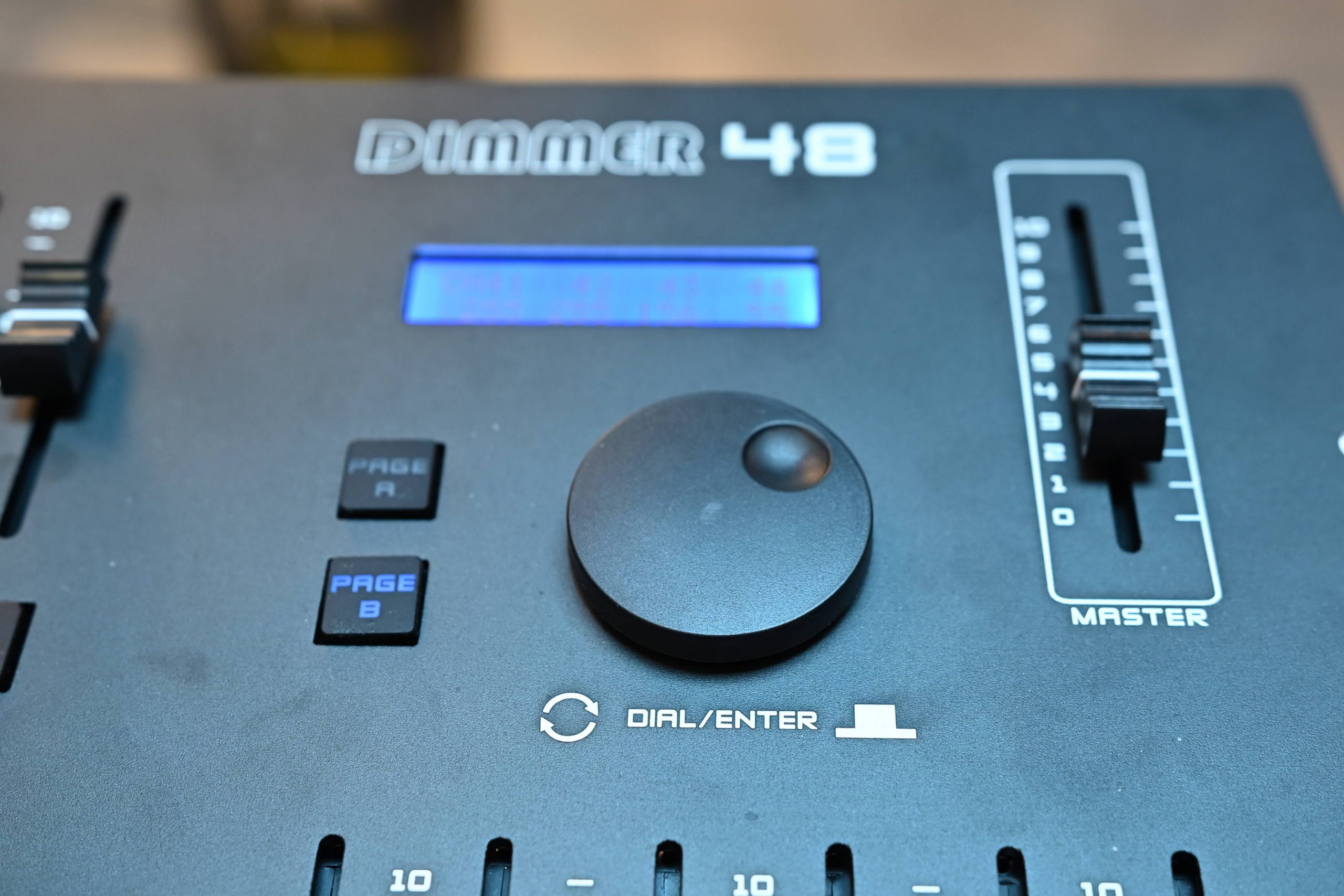 SWIT Radiolux Wireless DMX - Newsshooter
