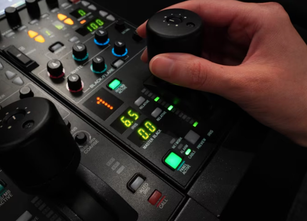 Sony HDC-5500V 2/3-inch 4K 3-CMOS camera with a variable ND filter ...