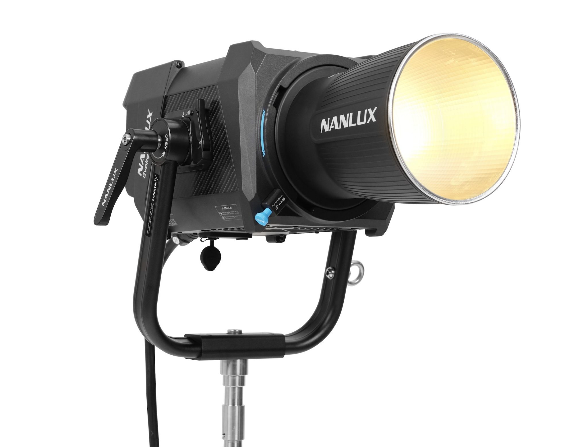Nanlux Evoke 900C 940W LED RGBACL Spotlight - Newsshooter