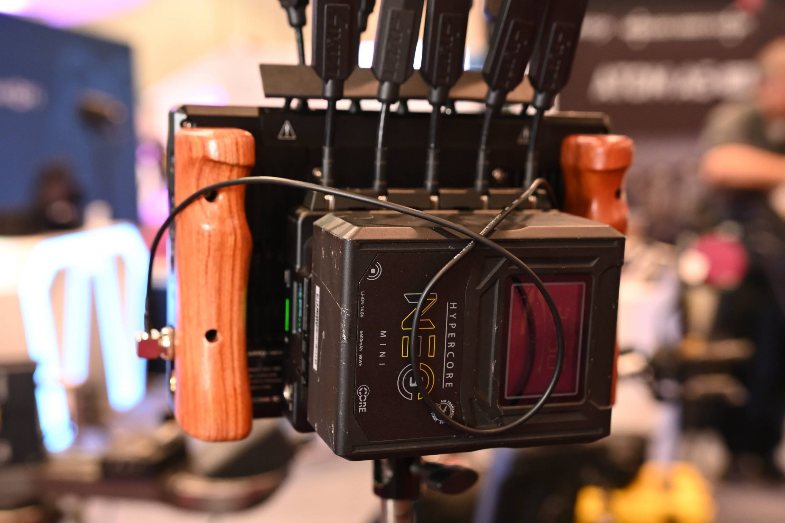 Vaxis Cine 8 481 - Newsshooter