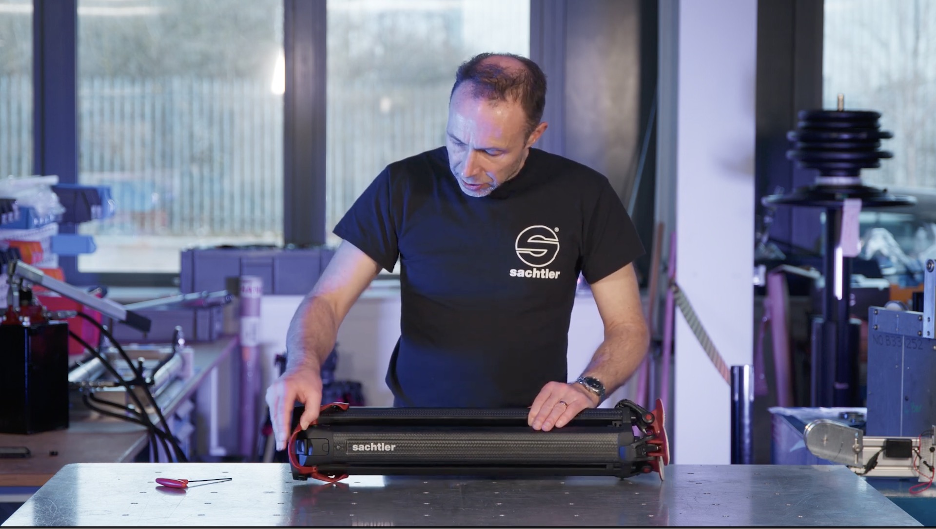 How to Adjust Your Sachtler flowtech Tripod - Newsshooter