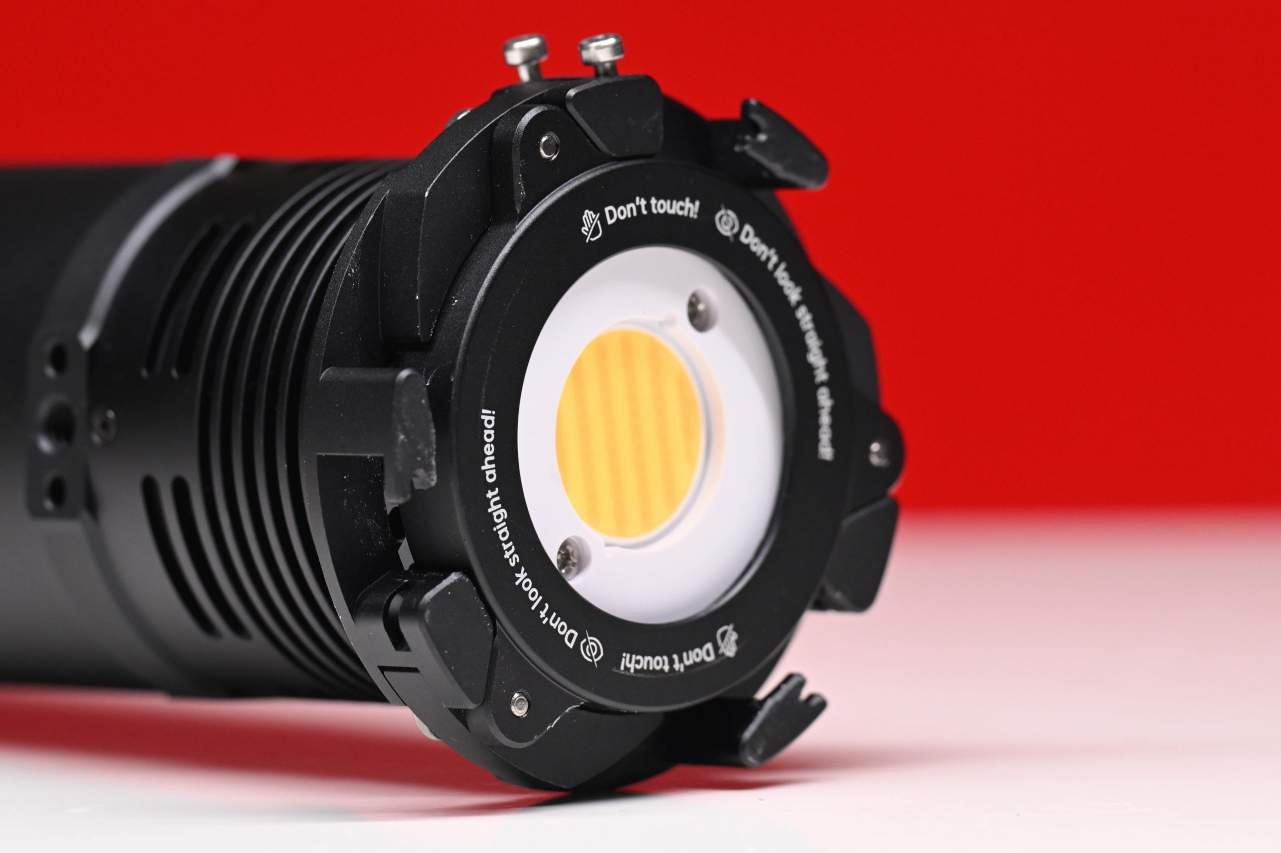 INKEE Gold Crow 10 20 - Newsshooter