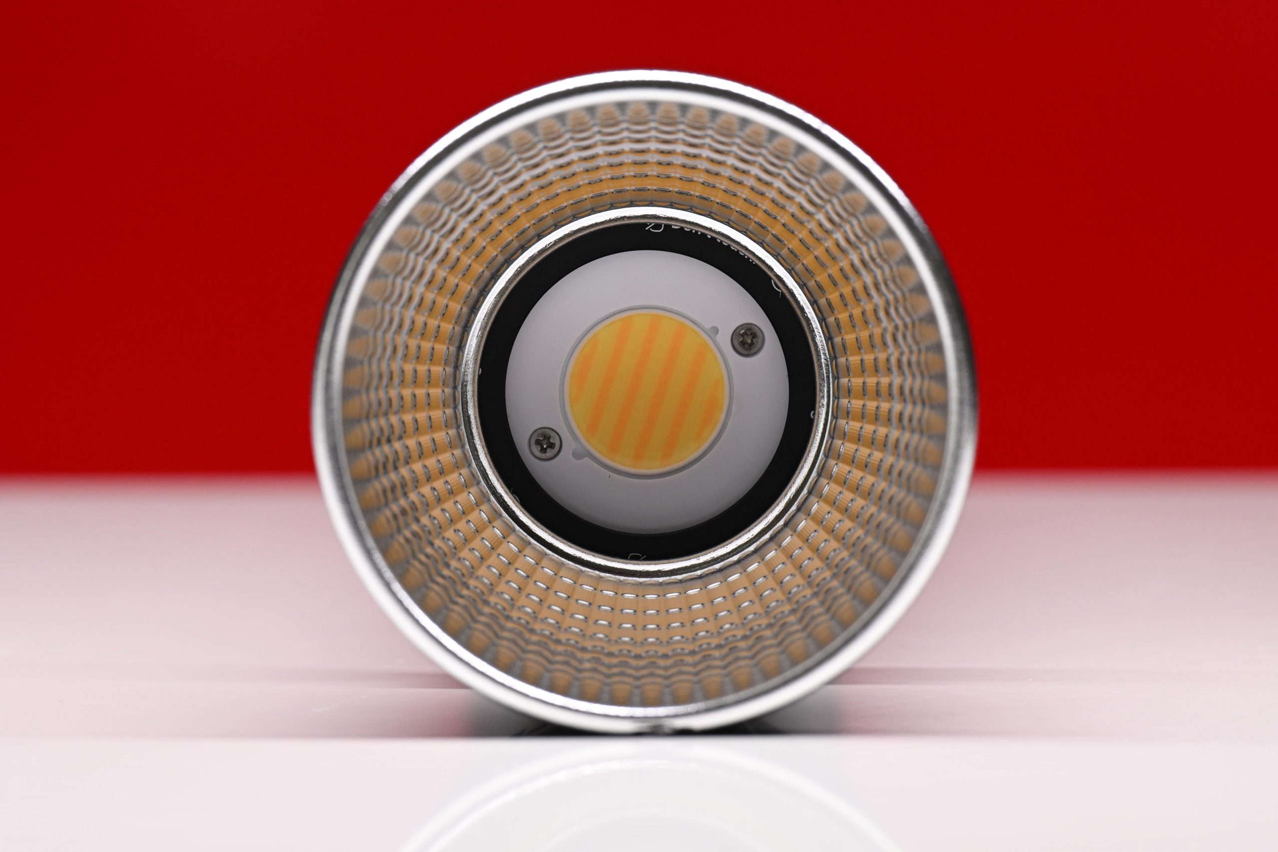 INKEE Gold Crow 10 55 - Newsshooter