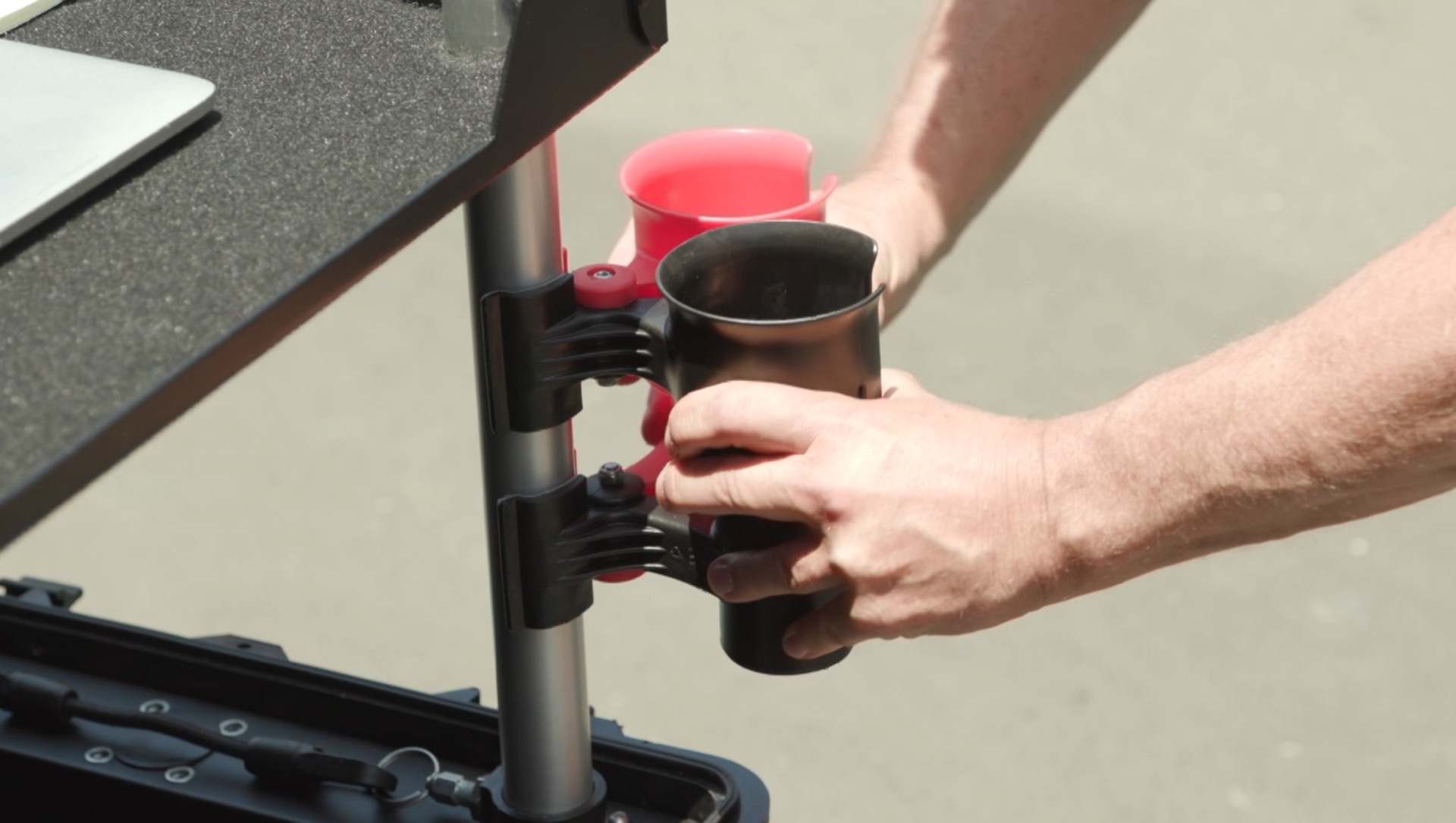 CaseCart. It's a case and cart all in one - Newsshooter