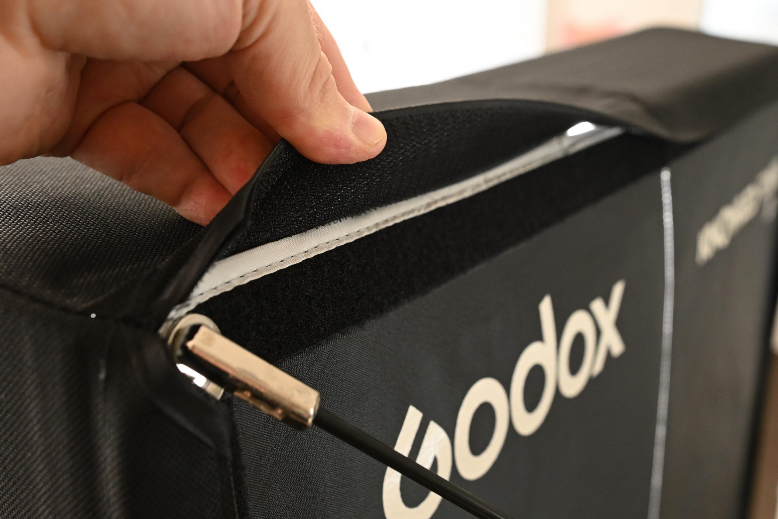 Godox KNOWLED F200Bi 55 05 - Newsshooter