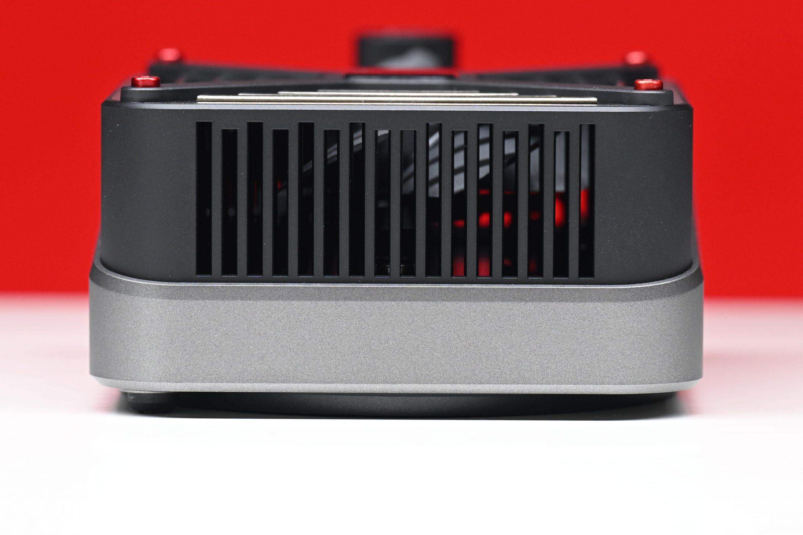 ZHIYUN MOLUS G200 33 - Newsshooter