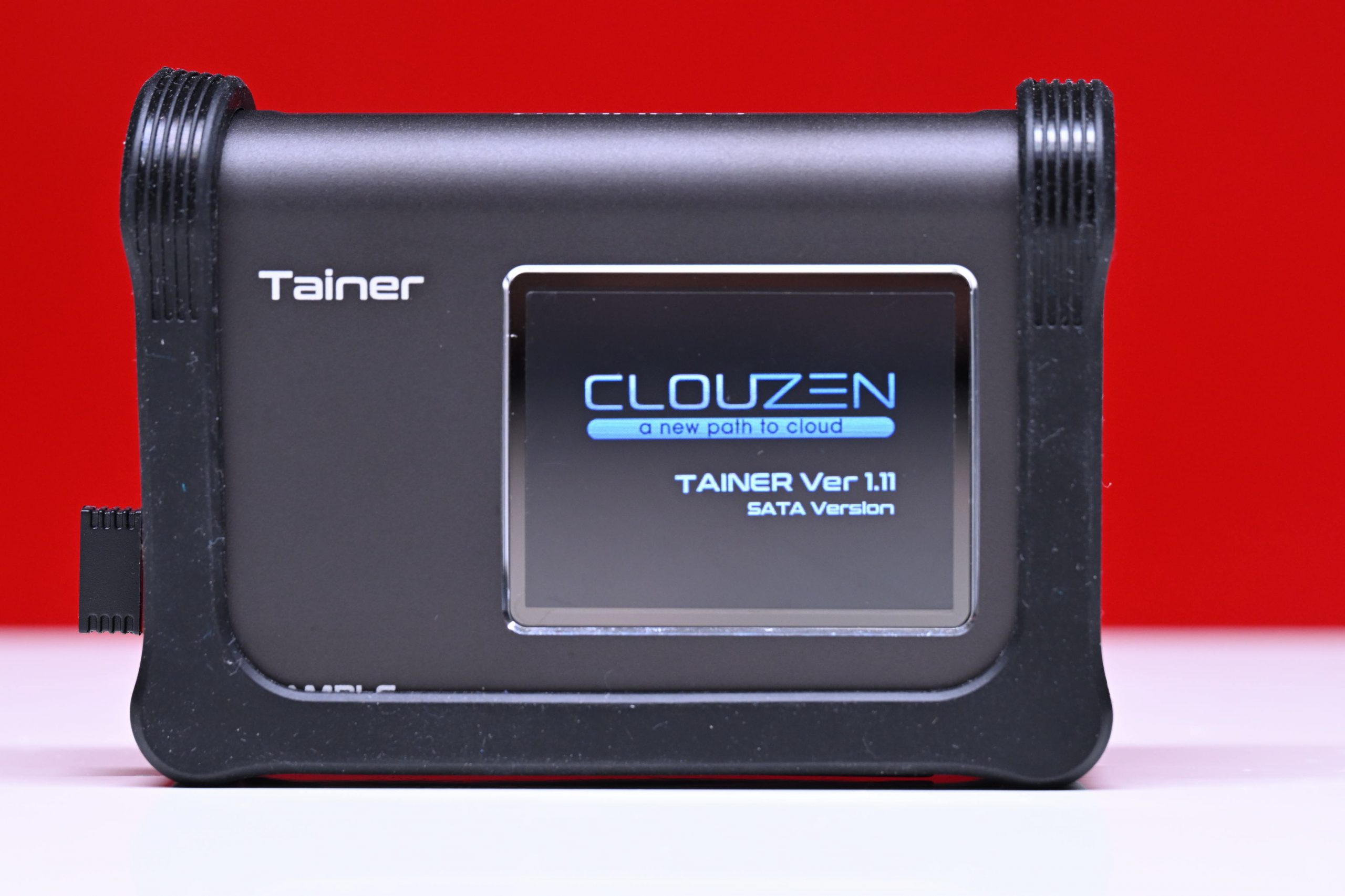 ClouZen Tainer 44 11 - Newsshooter