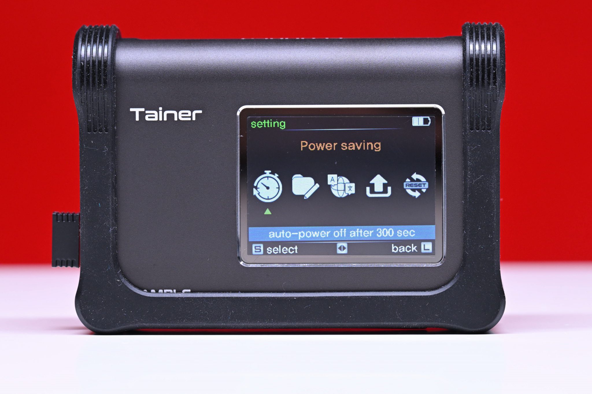 ClouZen Tainer All-in-One Portable Backup Storage Review - Newsshooter