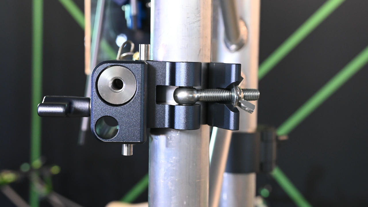 9.Solutions Mounting Clamp for 50mm tubes - Newsshooter