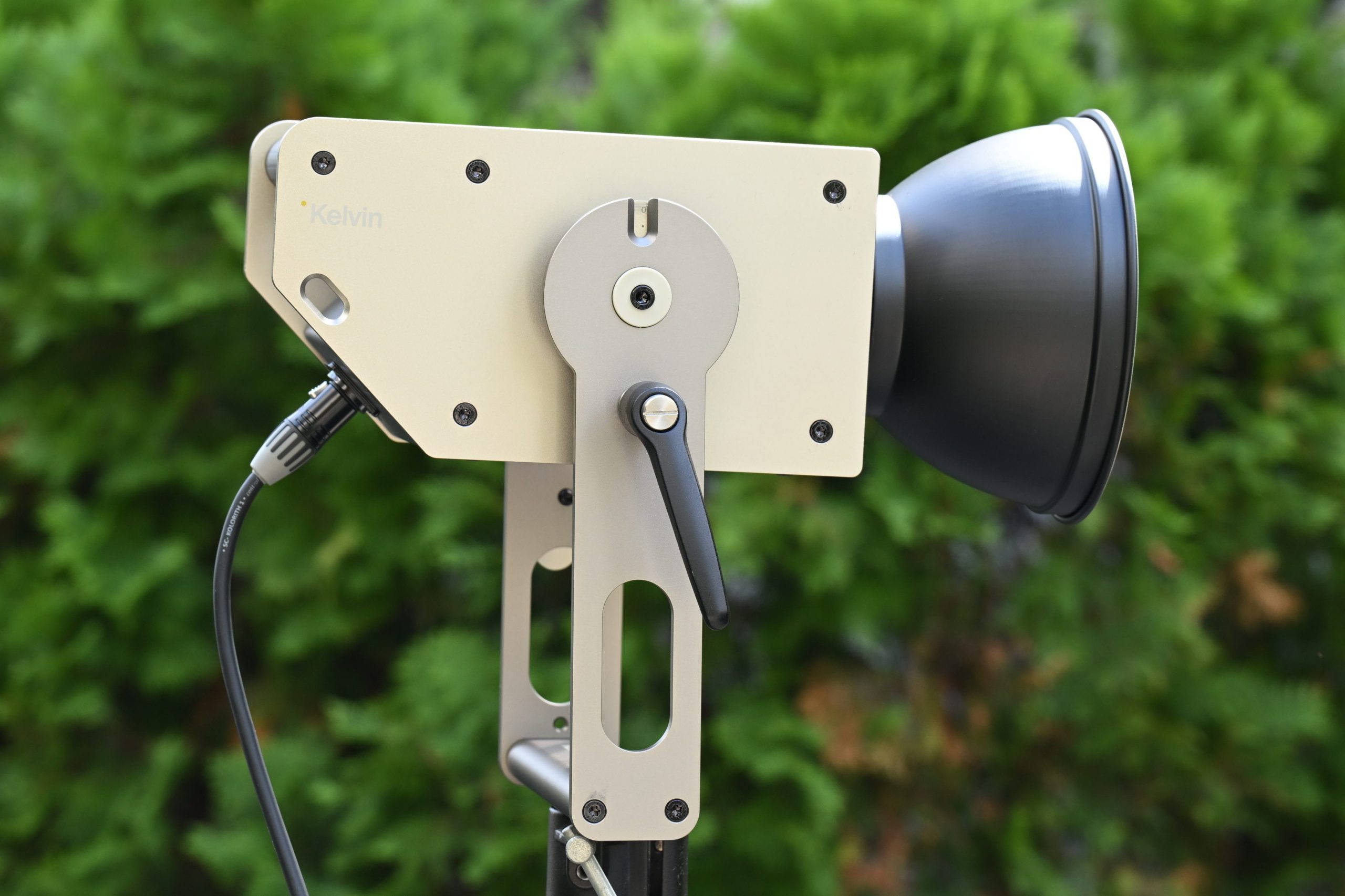 Kelvin Epos 300 150 - Newsshooter