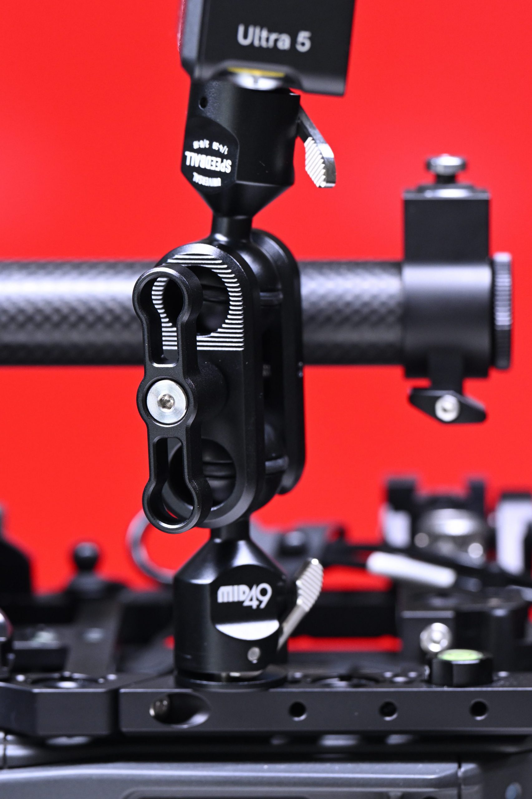 MID49 Universal Speedball Monitor Arm 59 - Newsshooter