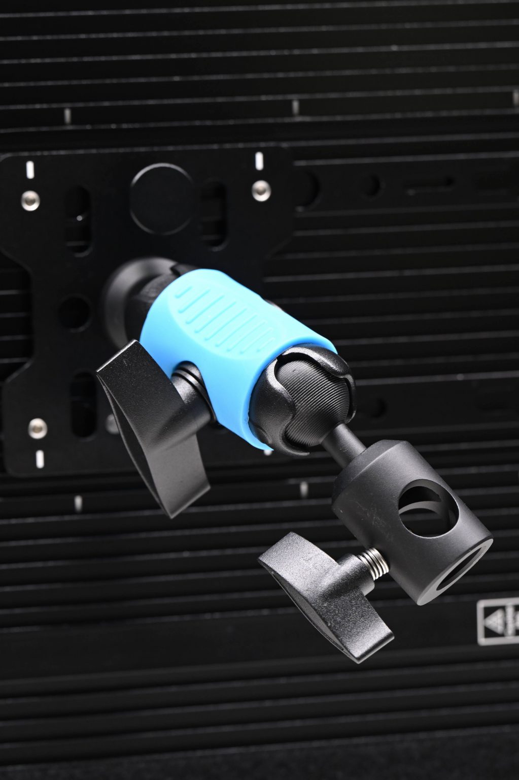 Godox LiteWafer UP150R Full-Color LED Panel Review - Newsshooter