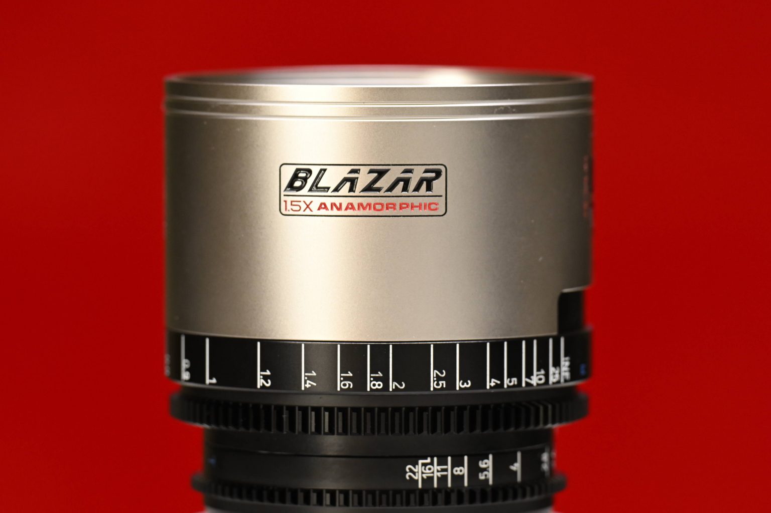 Blazar Remus S35 35mm T1.6 1.5x Anamorphic lens Review - Newsshooter