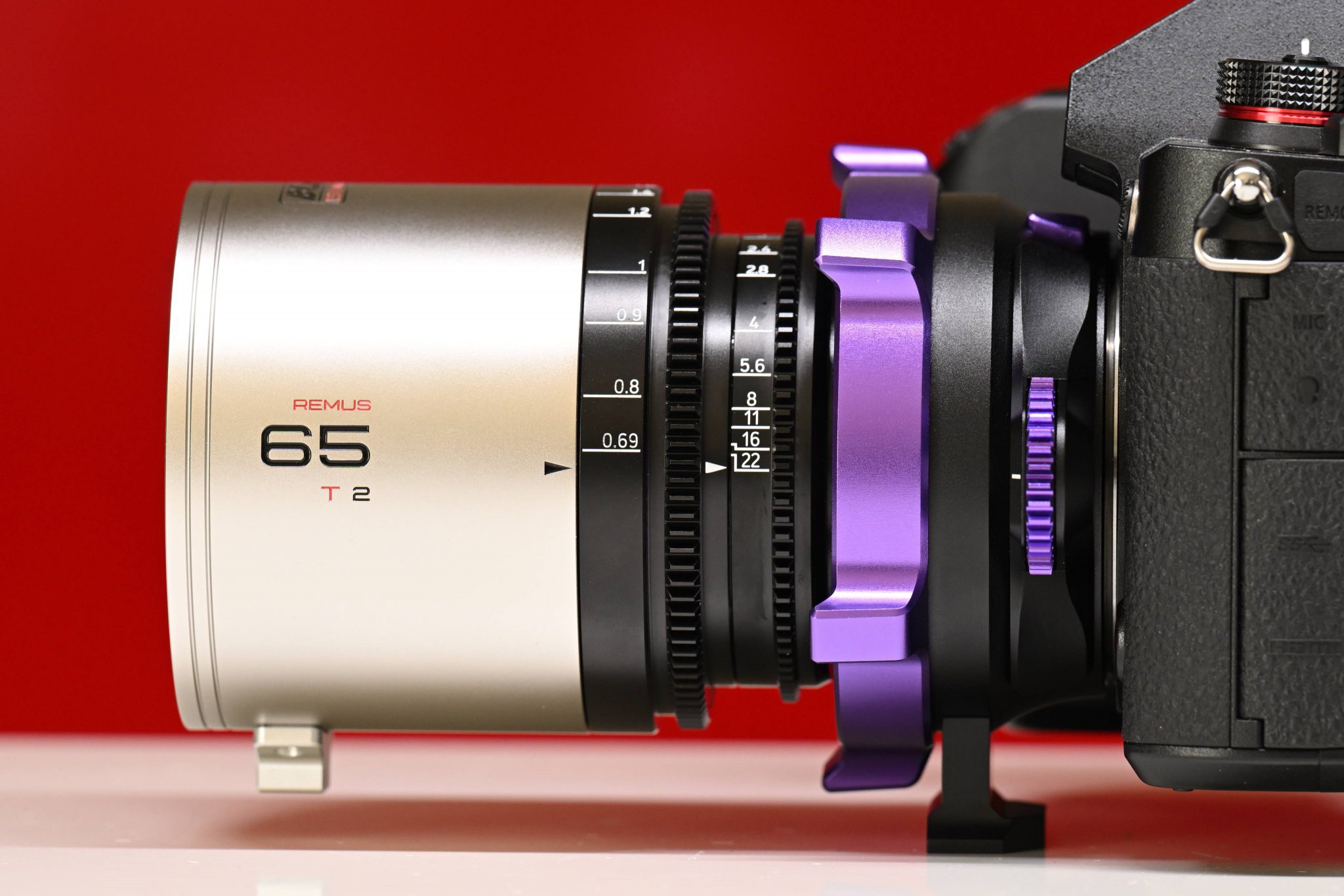 Blazar Remus S35 35mm T1.6 1.5x Anamorphic lens Review - Newsshooter