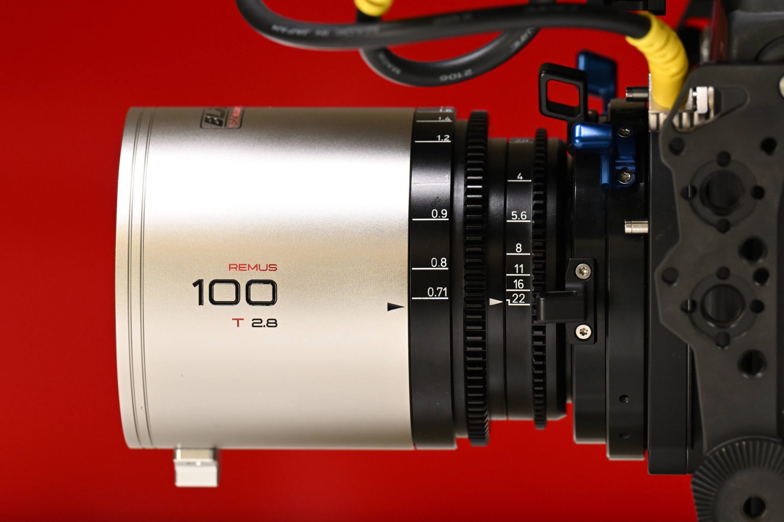 Blazar Remus S35 35mm T1.6 1.5x Anamorphic lens Review - Newsshooter
