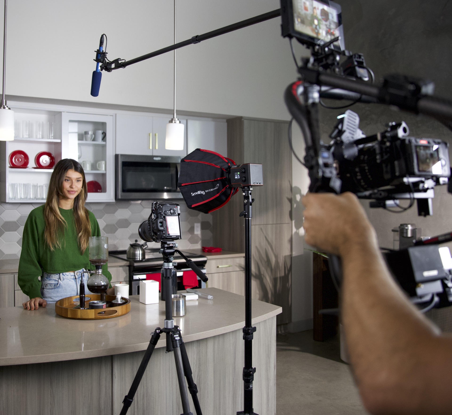 SmallRig Introduces the RC 60B Portable COB LED Video Light - Newsshooter