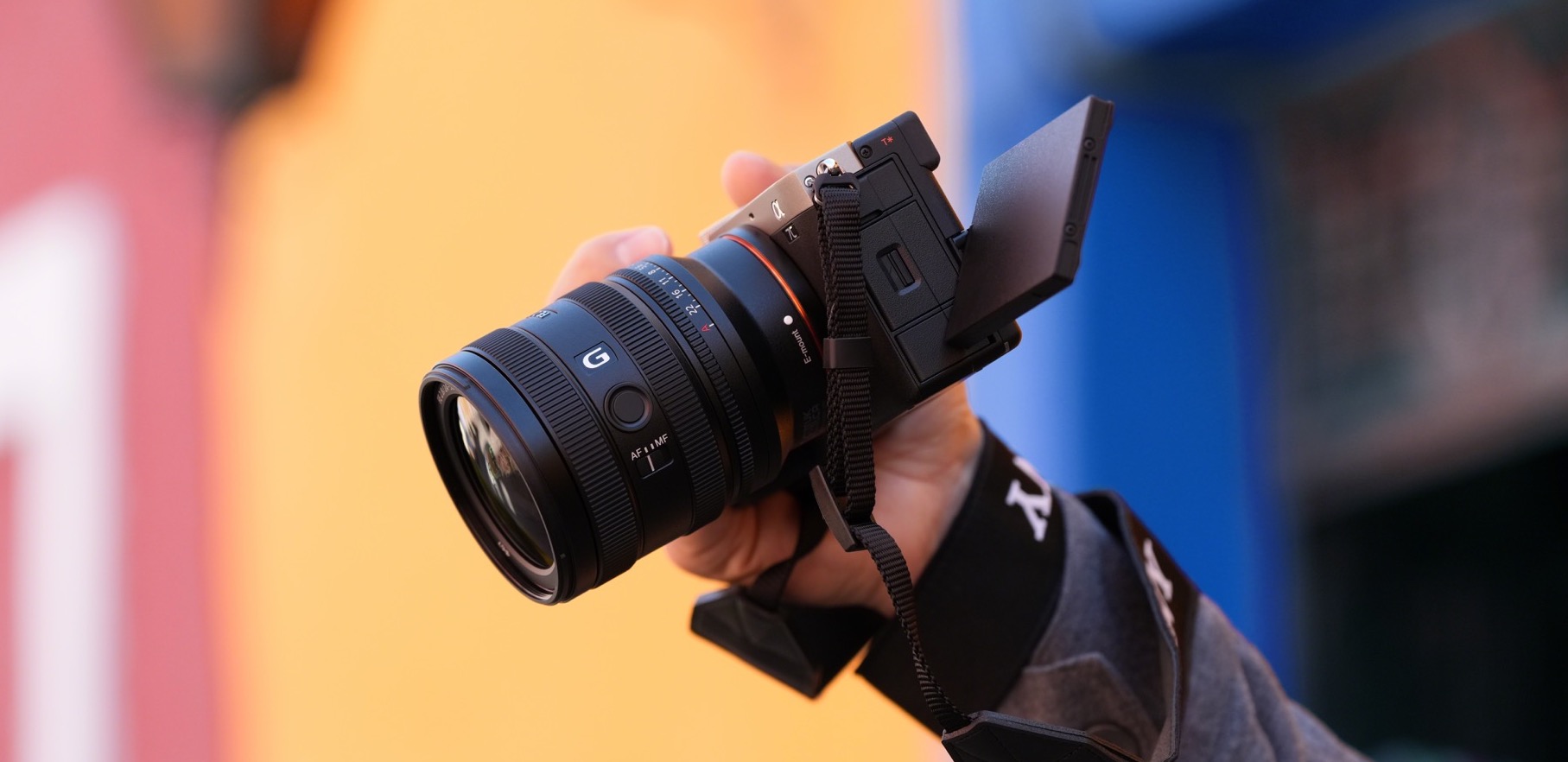 SEL2450G ILCE 7CM2 DSC00811 - Newsshooter