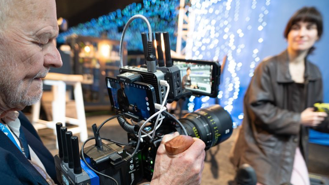 Accsoon SeeMo & Lightcraft Jetset Cine app allow you to use your iPhone ...