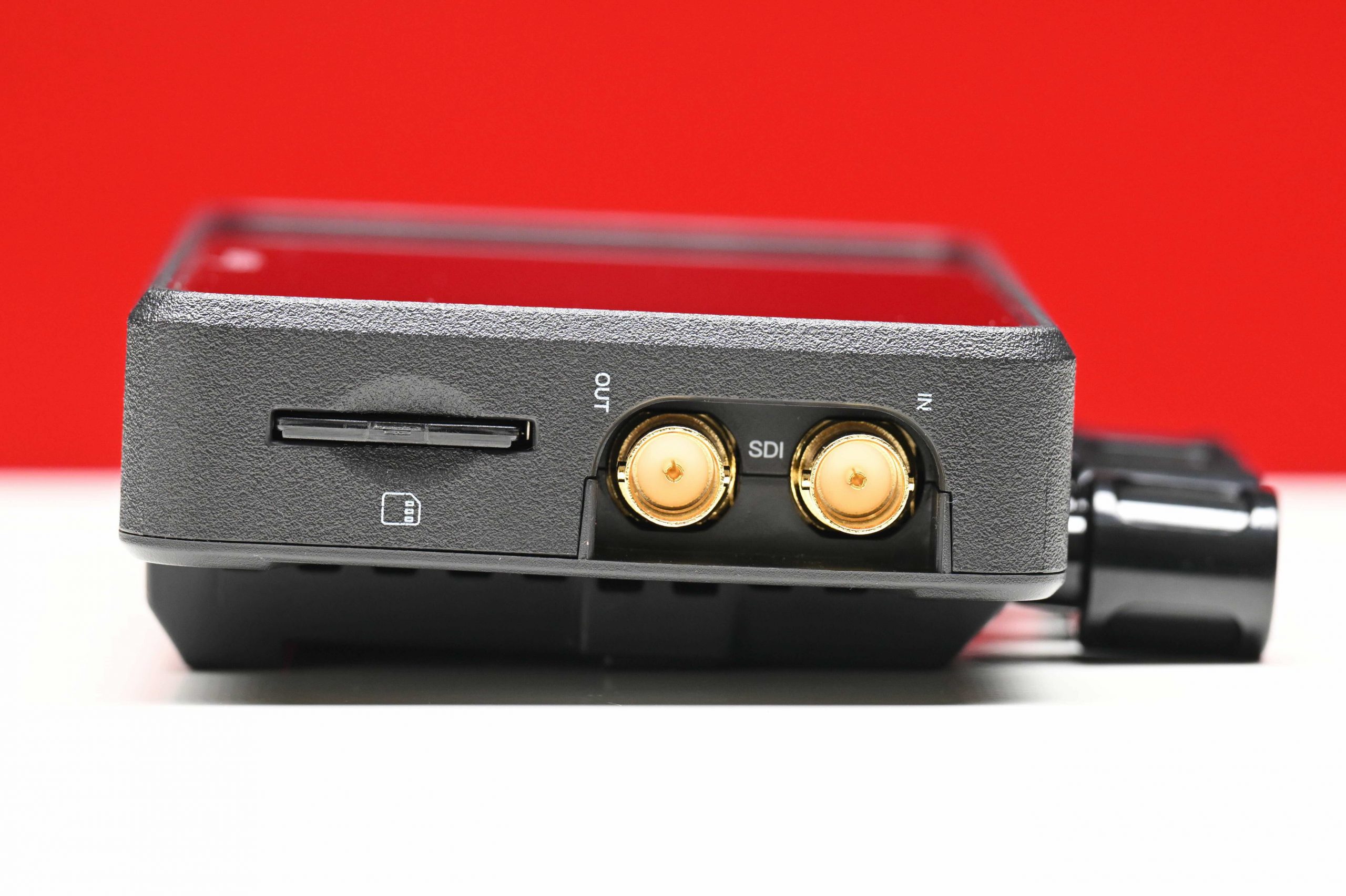 VAXIS Atom A5 SDI Review - Newsshooter