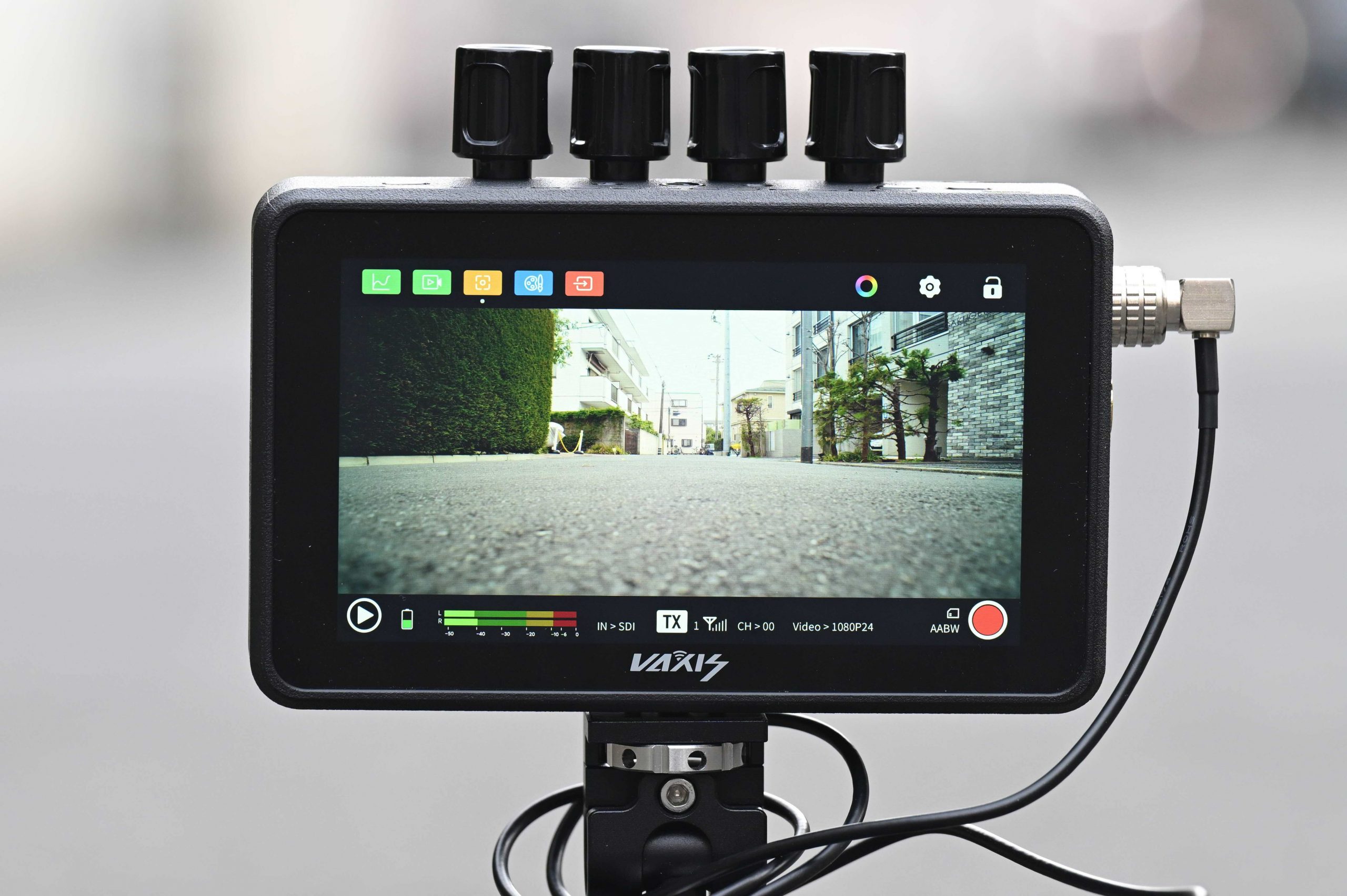 Vaxis Atom A5 SDI 4002 - Newsshooter