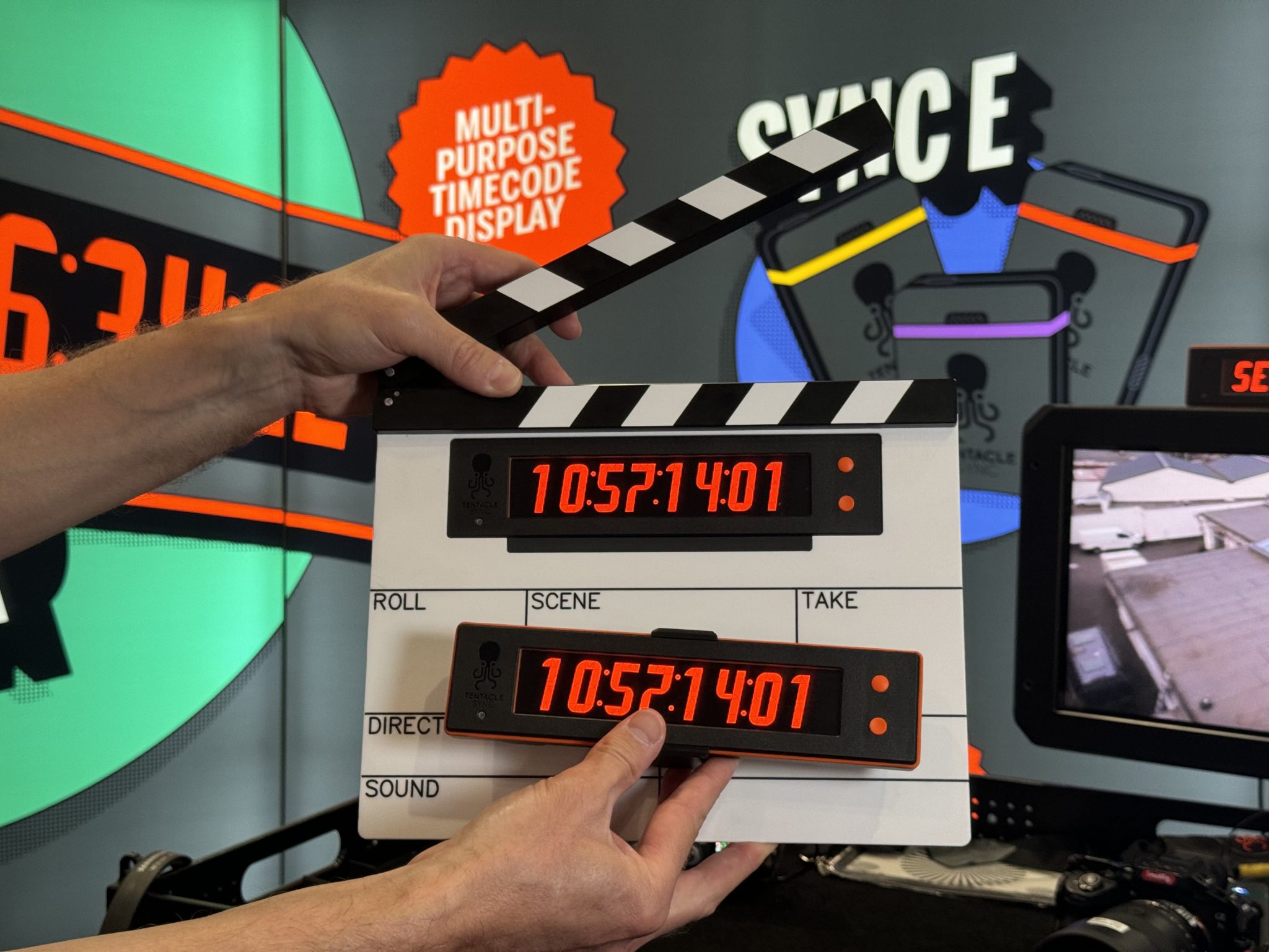 Tentacle Sync Wireless Timecode Slate - Newsshooter