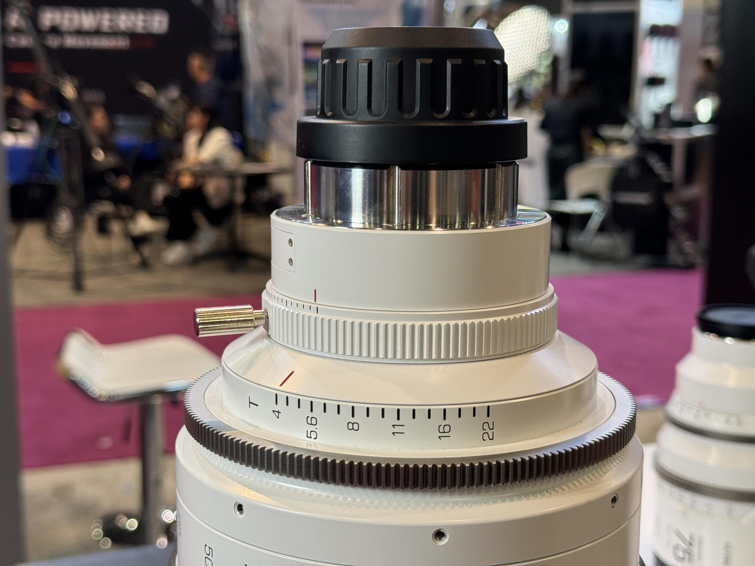 Viltrox Luna 30-300mm T4 Full Frame Zoom Lens First Look - Newsshooter