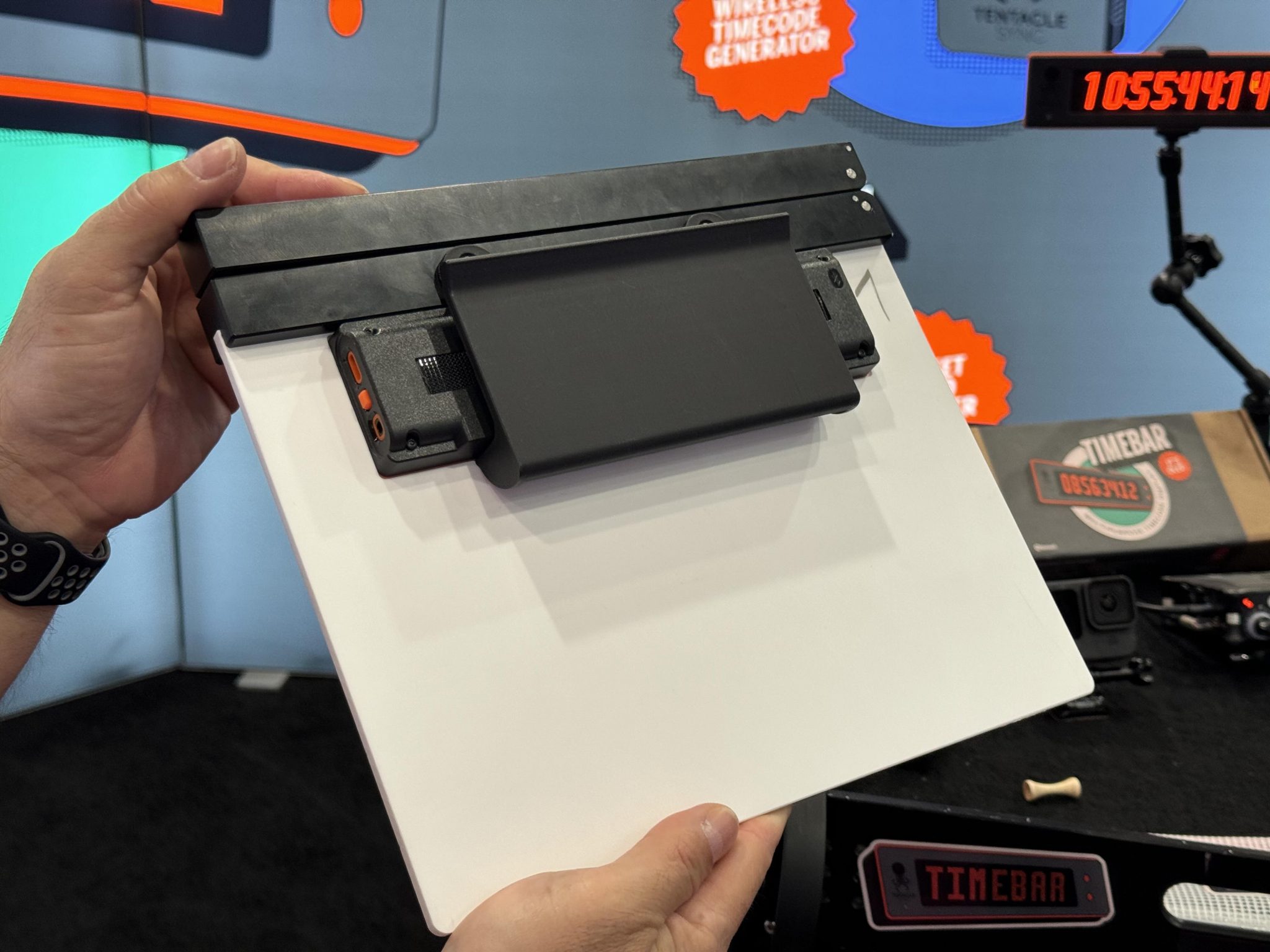 Tentacle Sync Wireless Timecode Slate - Newsshooter